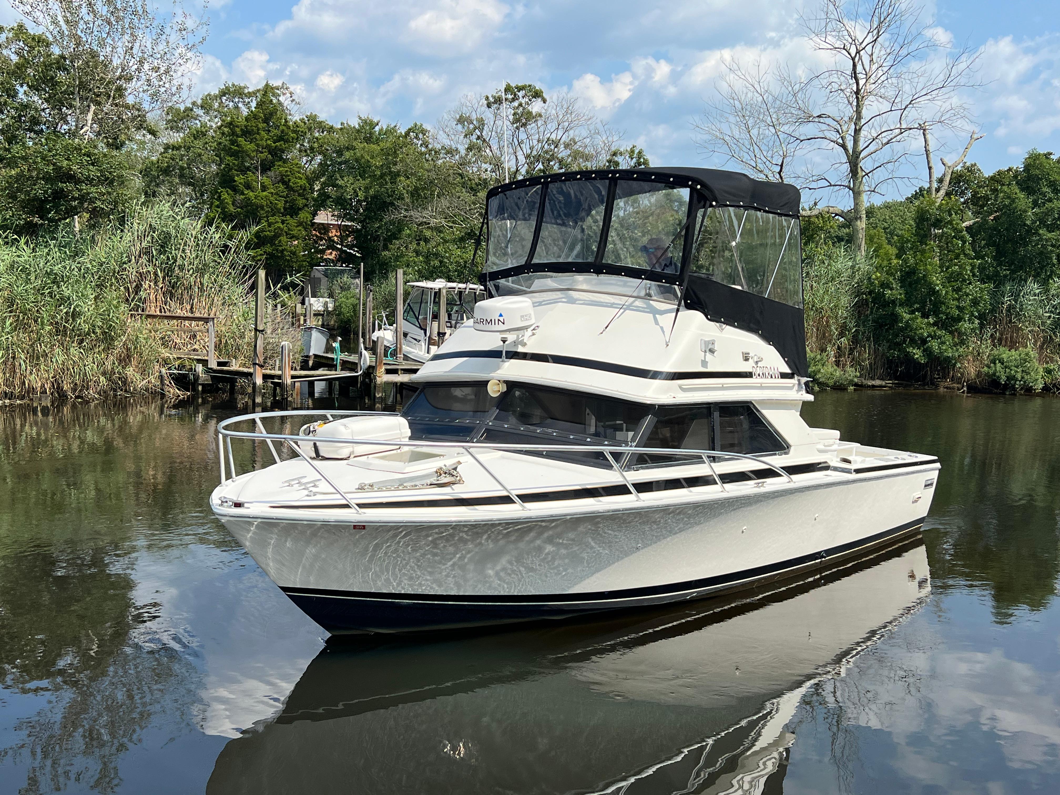 1990 Bertram 28 Flybridge Flybridge for sale - YachtWorld
