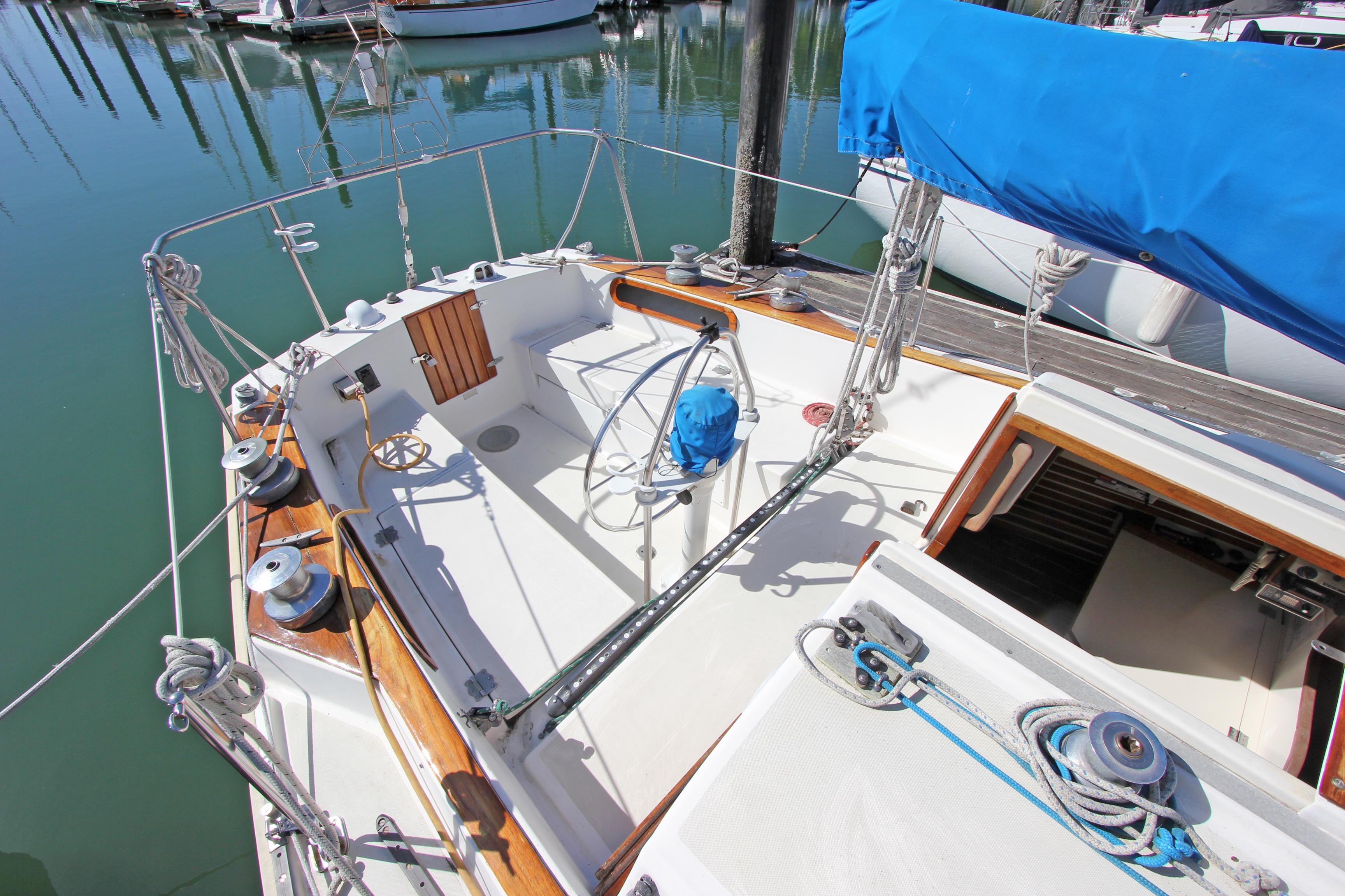 1977 Pearson 10M Daysailer for sale - YachtWorld