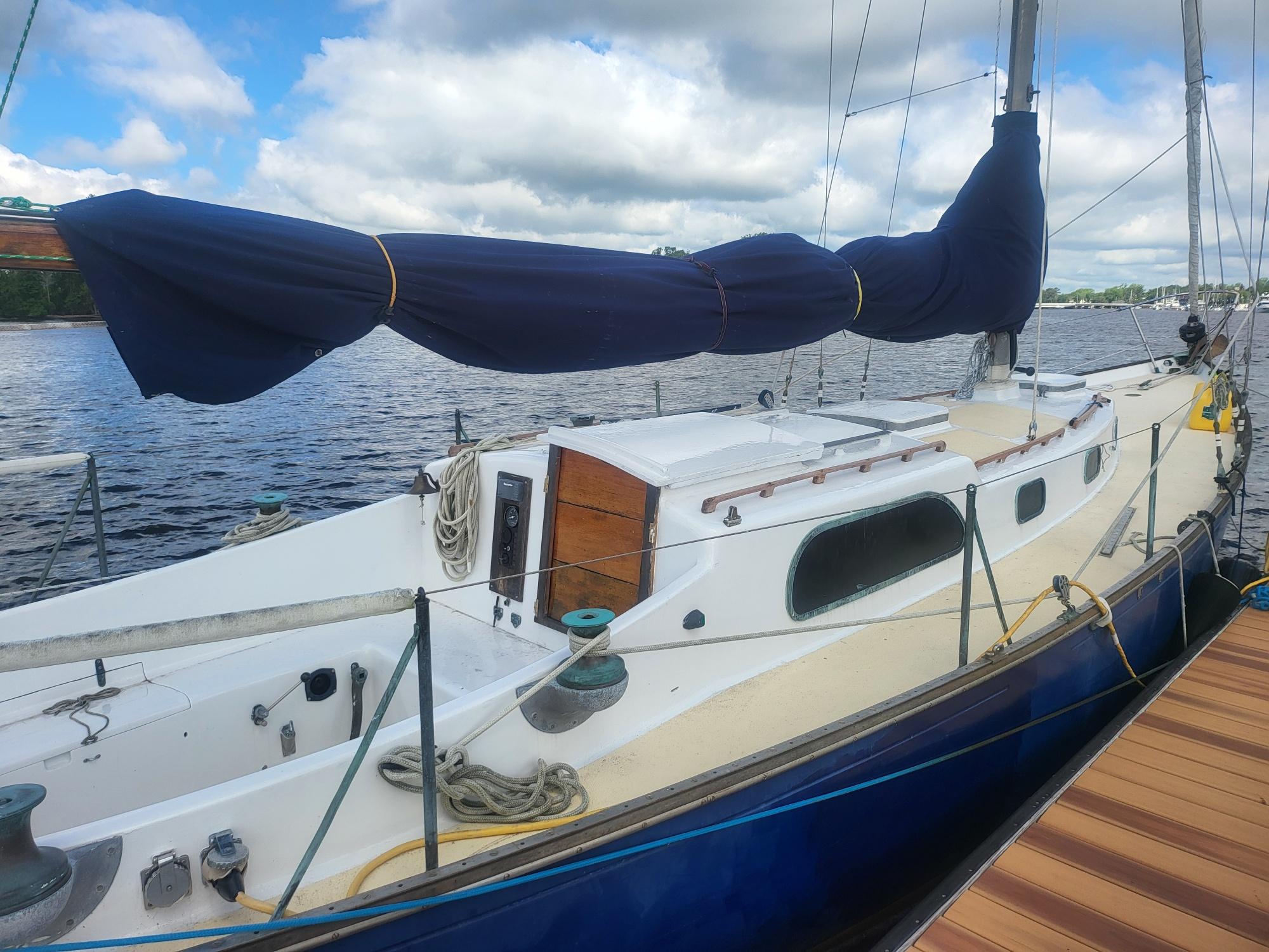 1960 Rhodes Bounty II Sloop for sale - YachtWorld