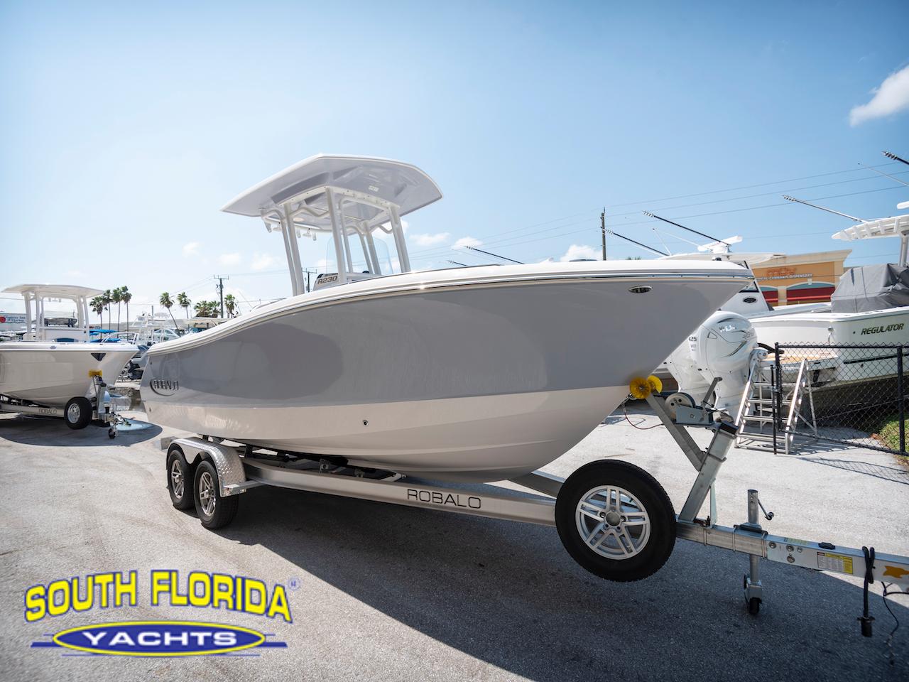 2023 Robalo 230 Centre Console for sale - YachtWorld