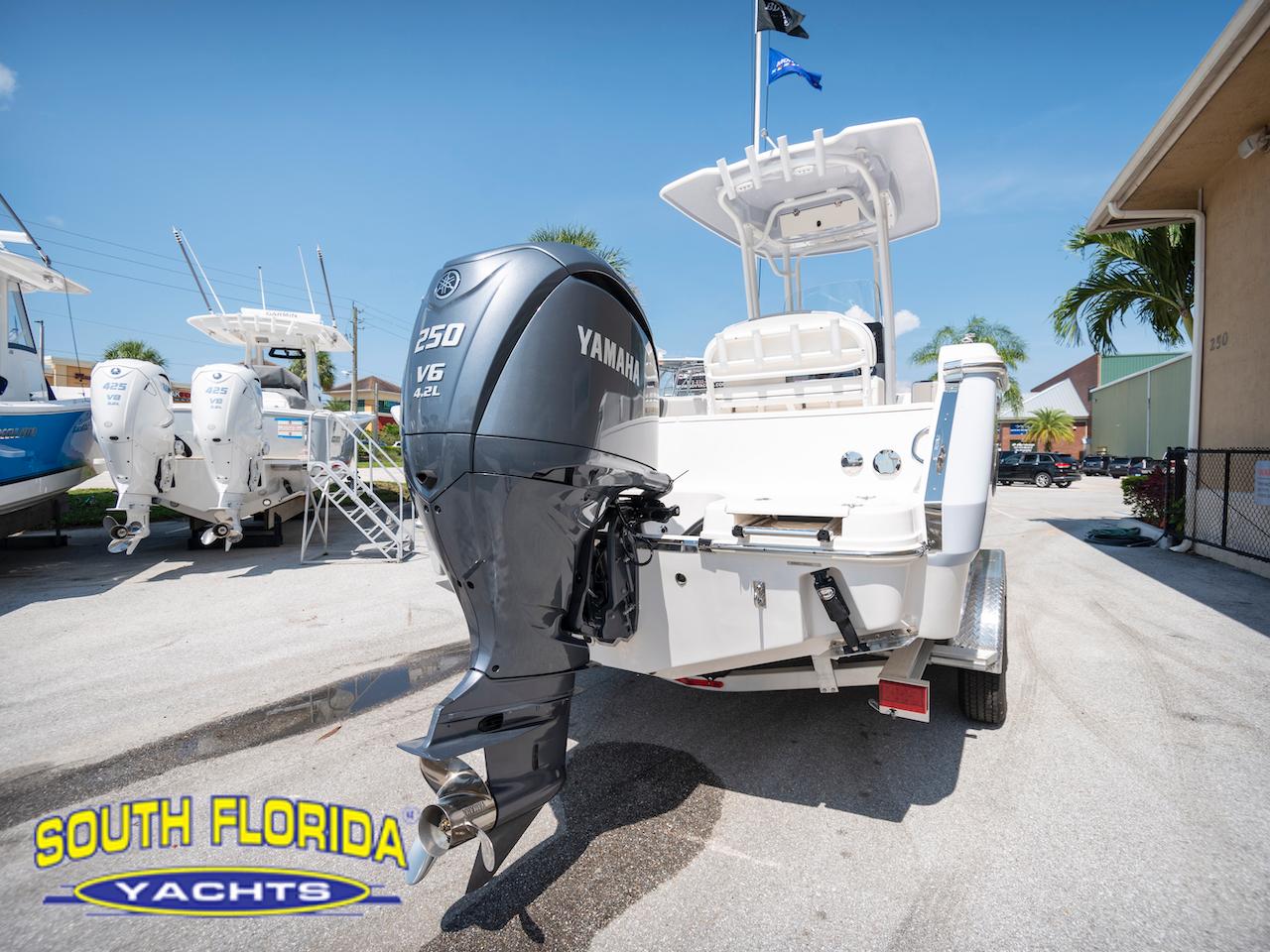 2023 Robalo 230 Centre Console for sale - YachtWorld