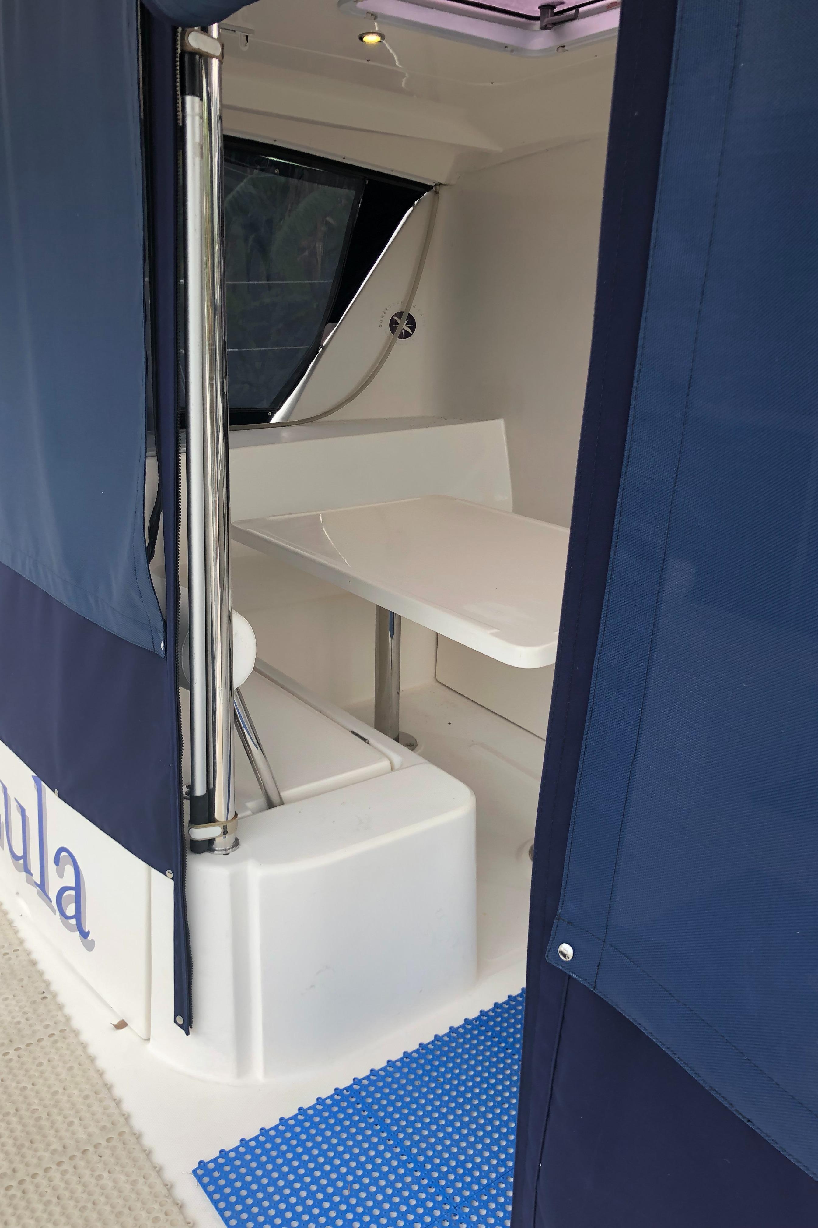 2013 Leopard 39 Owner's Version Catamaran for sale - YachtWorld