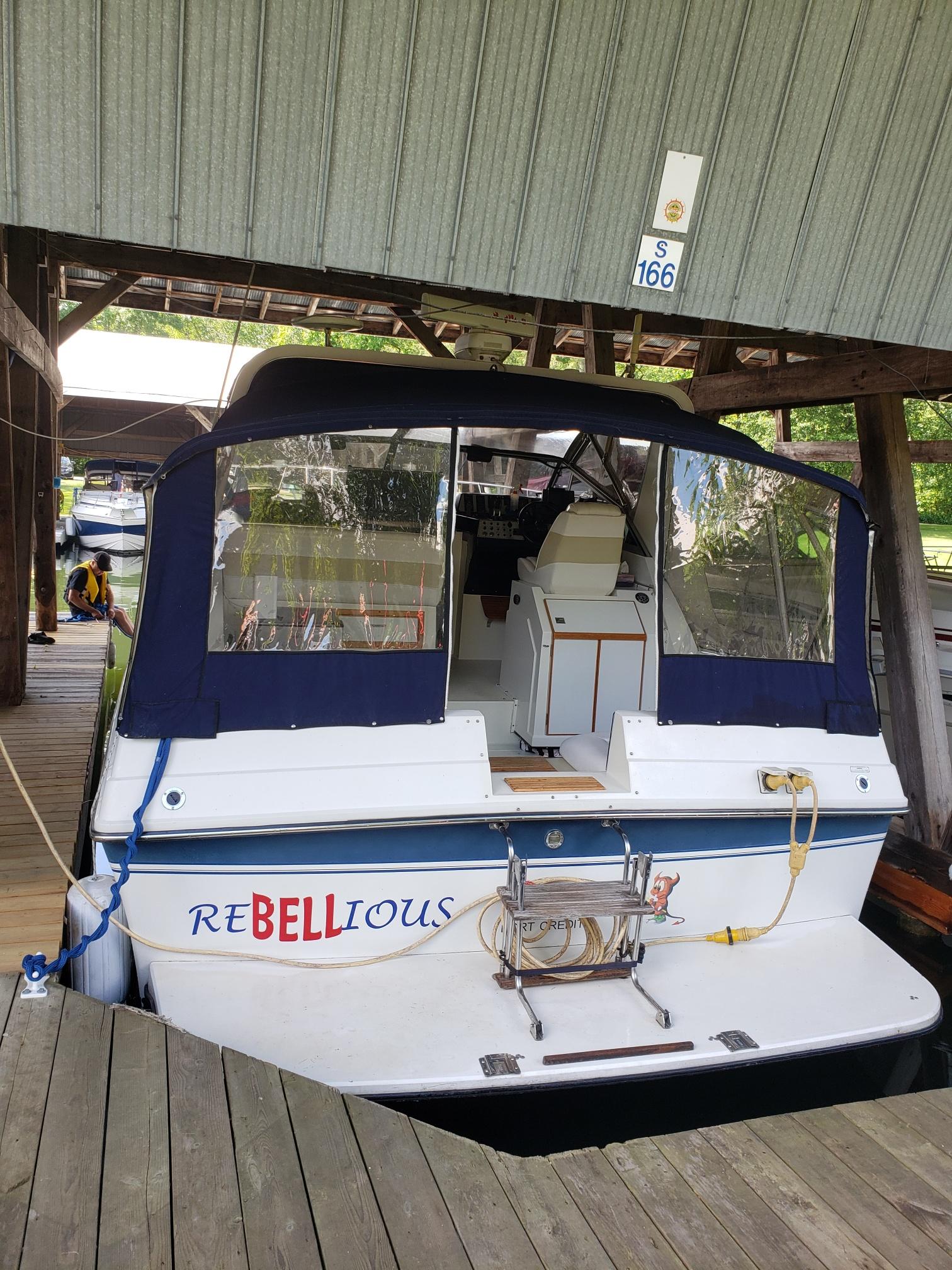 1989 Carver 32 Montego Motor Yacht for sale - YachtWorld