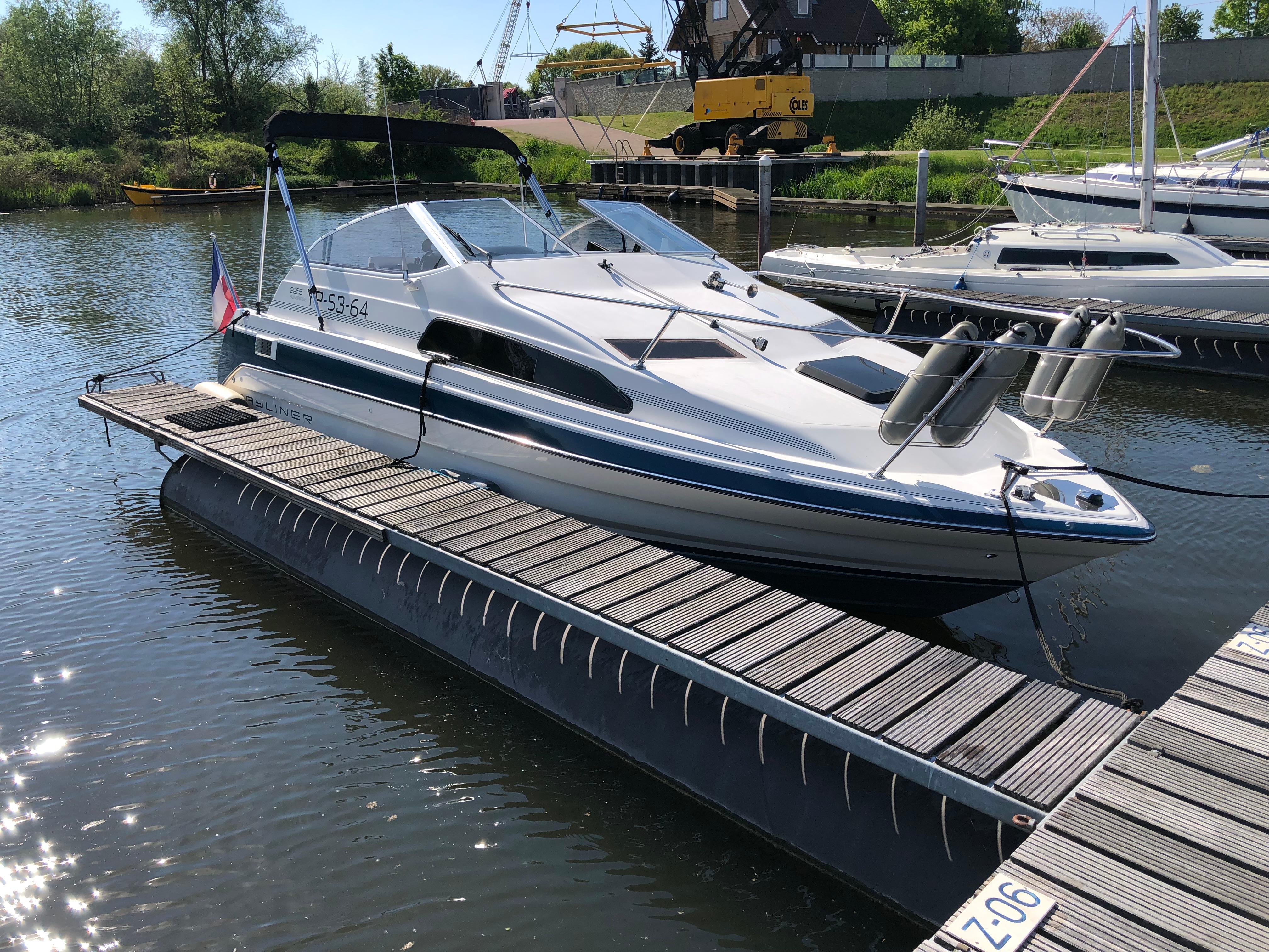 Tweedehands 1991 Bayliner 2255 Ciera Sunbridge Neer, Nederland 12,950 ...