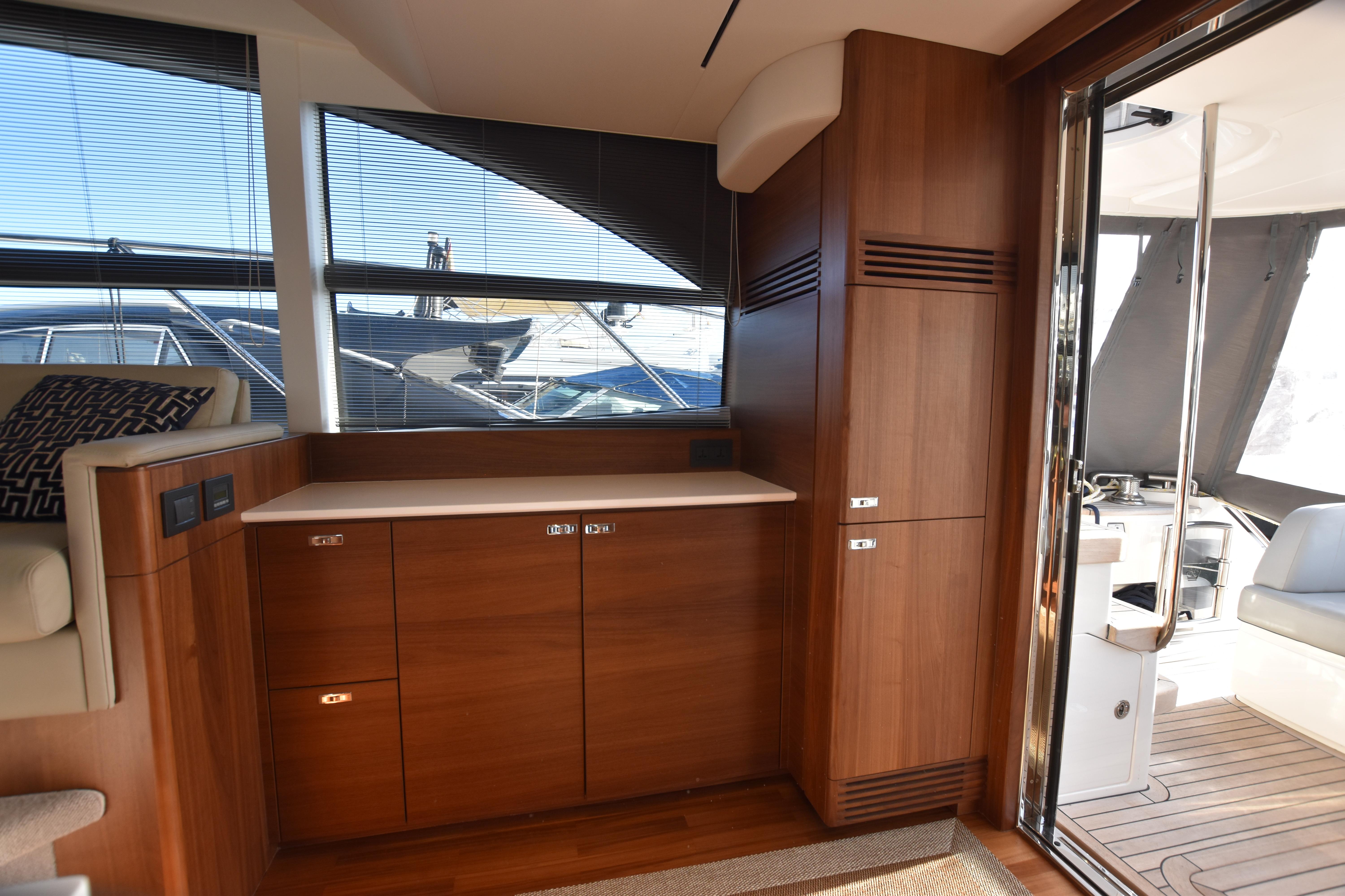 2021 Princess F50 Flybridge for sale - YachtWorld