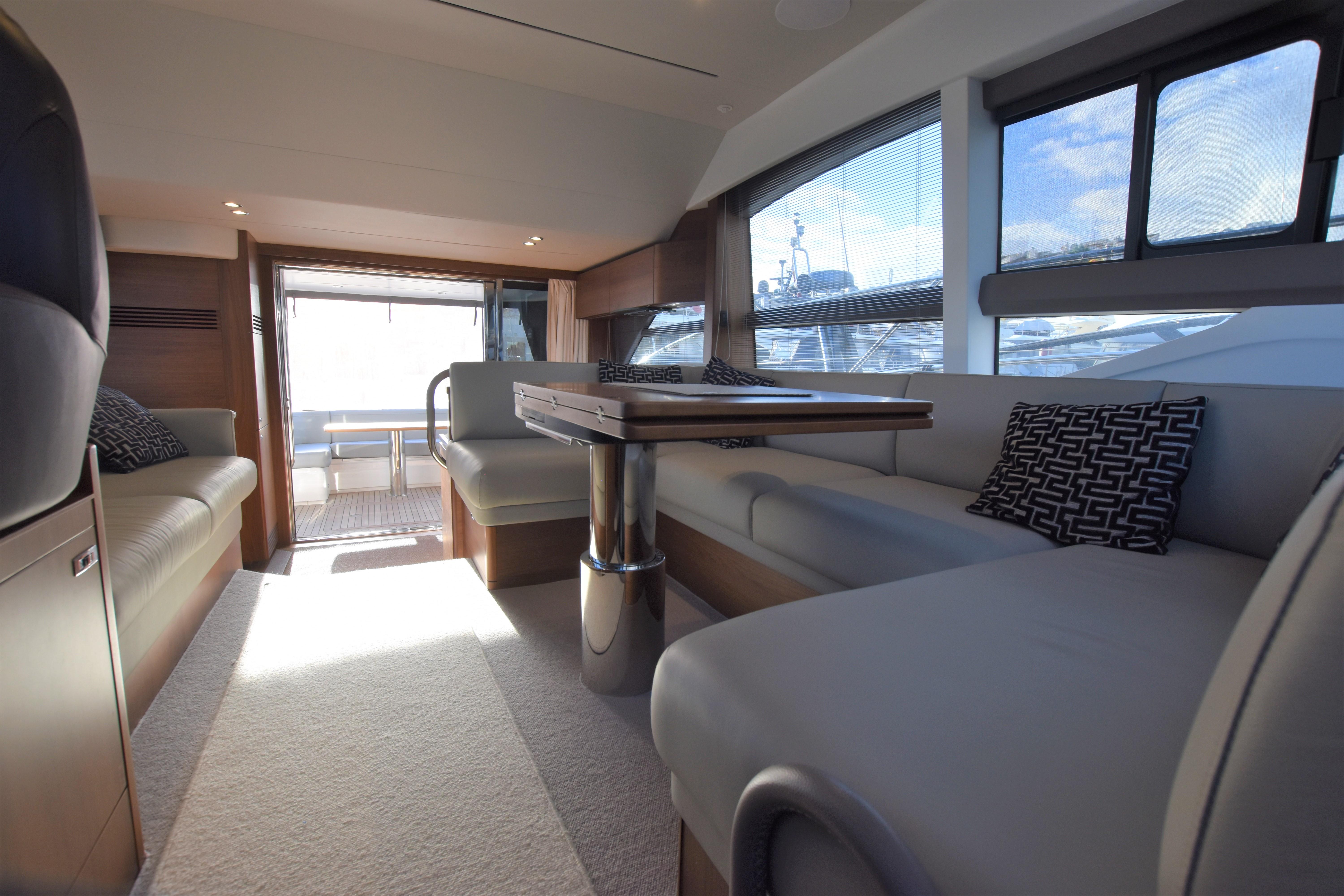 2021 Princess F50 Flybridge for sale - YachtWorld