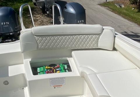 2024 World Cat 230 SD Dual Console for sale - YachtWorld