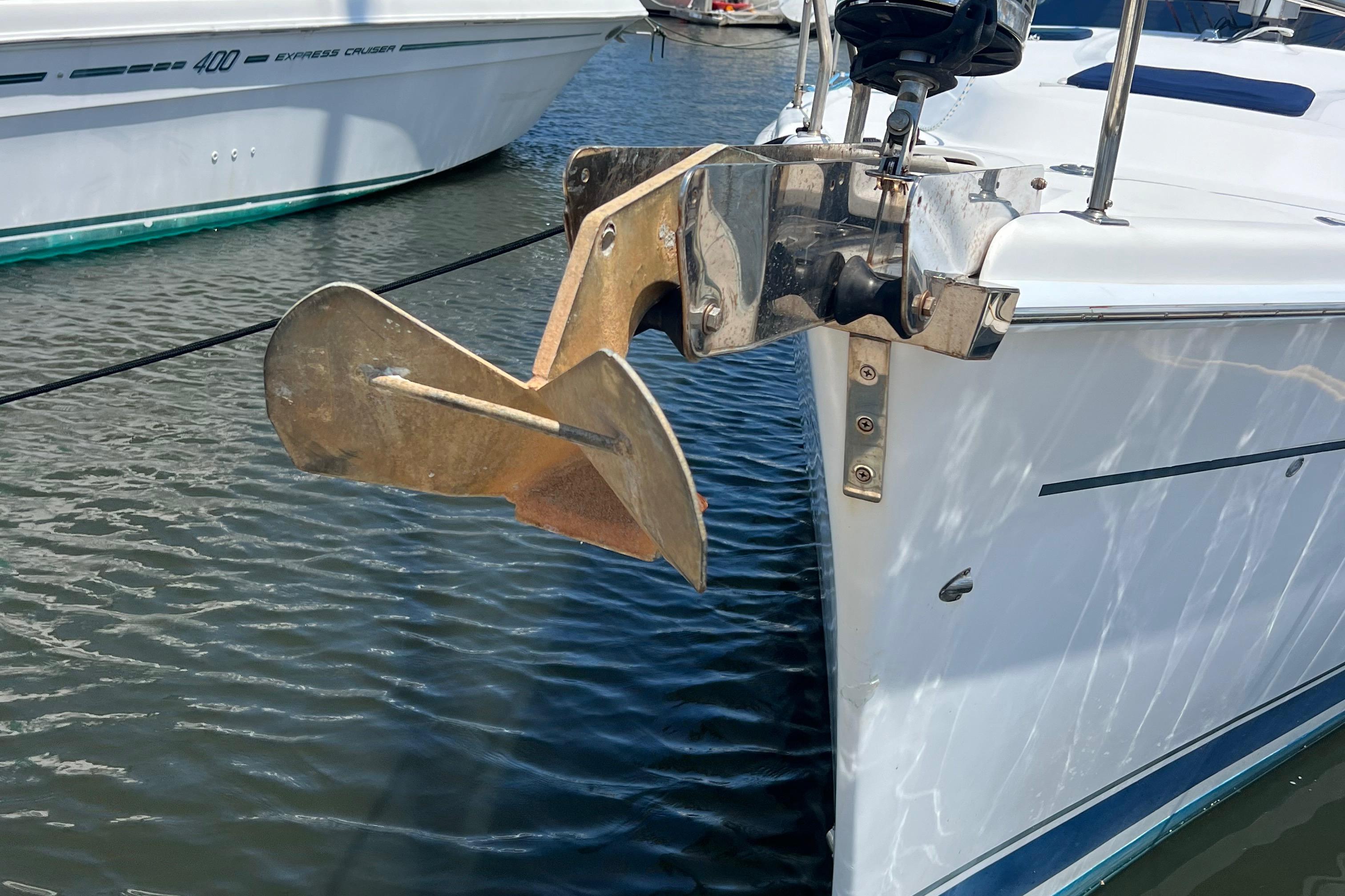 2010 Hunter 45cc Sloop for sale - YachtWorld