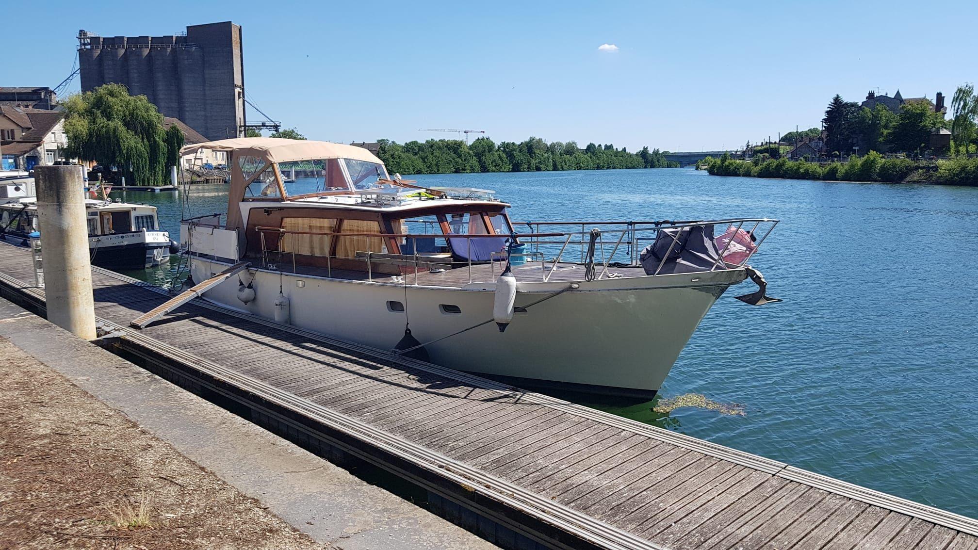 Used 1969 Dutch Steel Motor Cruiser 36ft | TopBoats