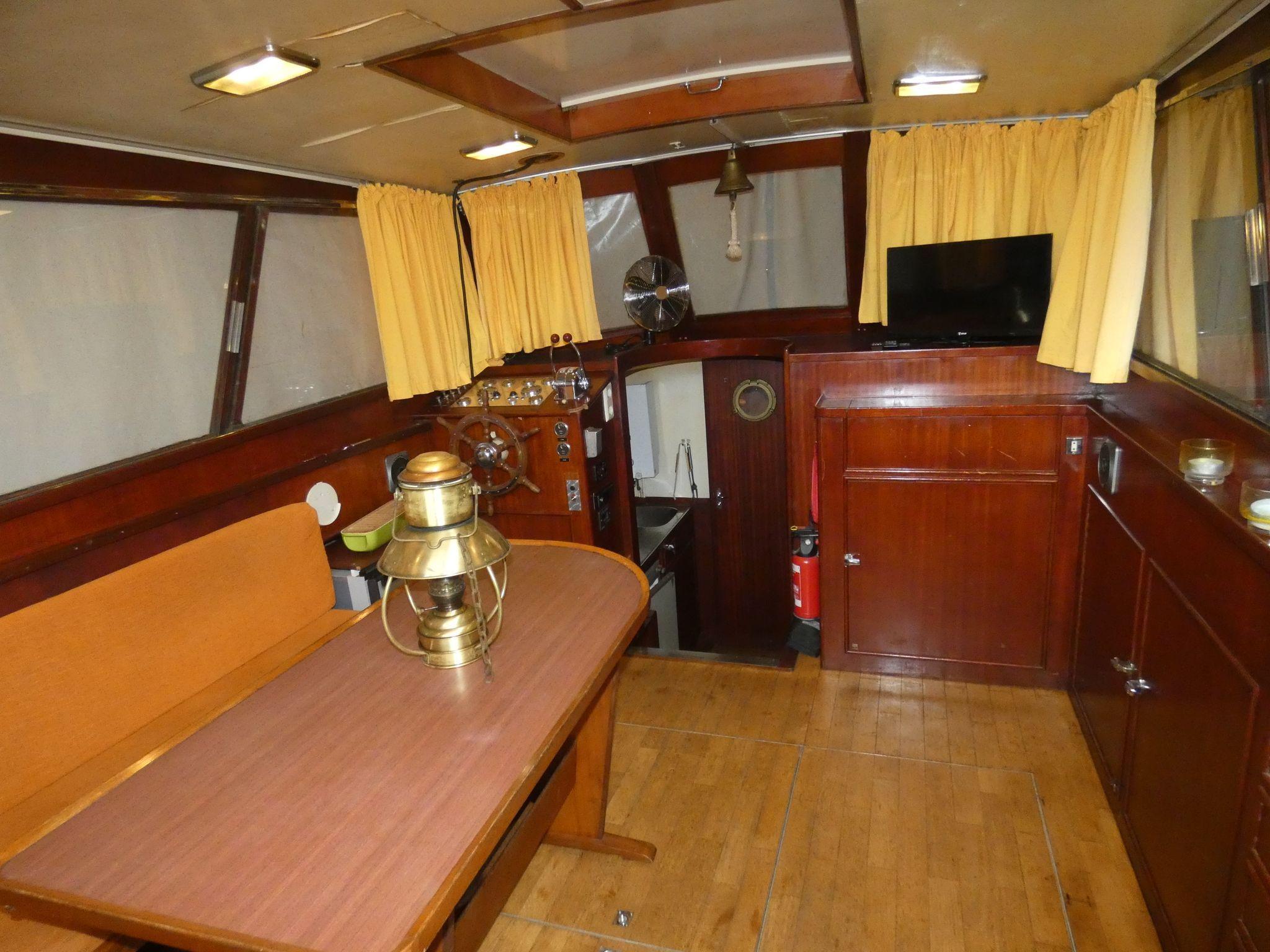 1969 Dutch Steel Motor Cruiser 36ft Canal and River Cruiser for sale ...