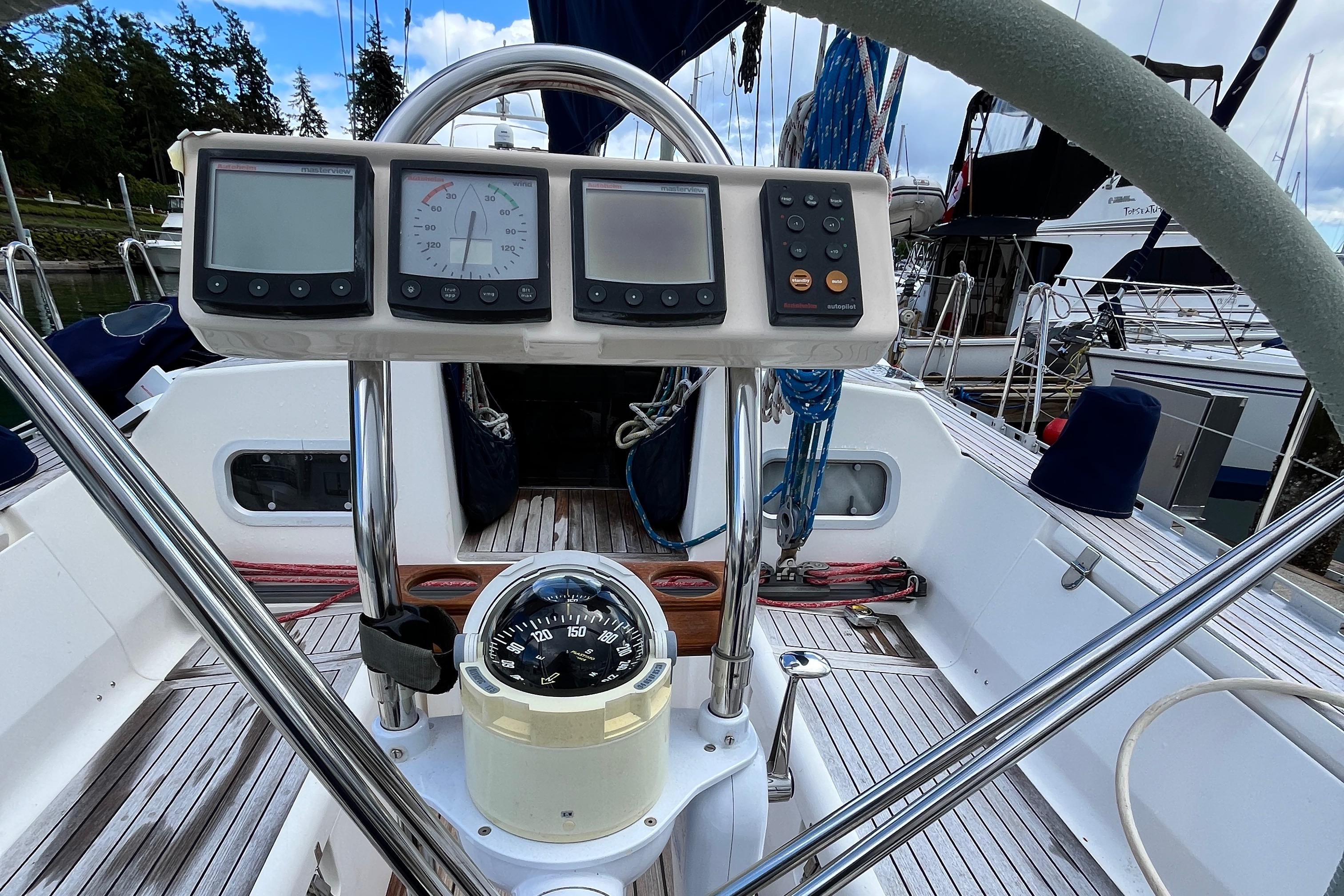 1998 Wauquiez 41s Racer/Cruiser for sale - YachtWorld