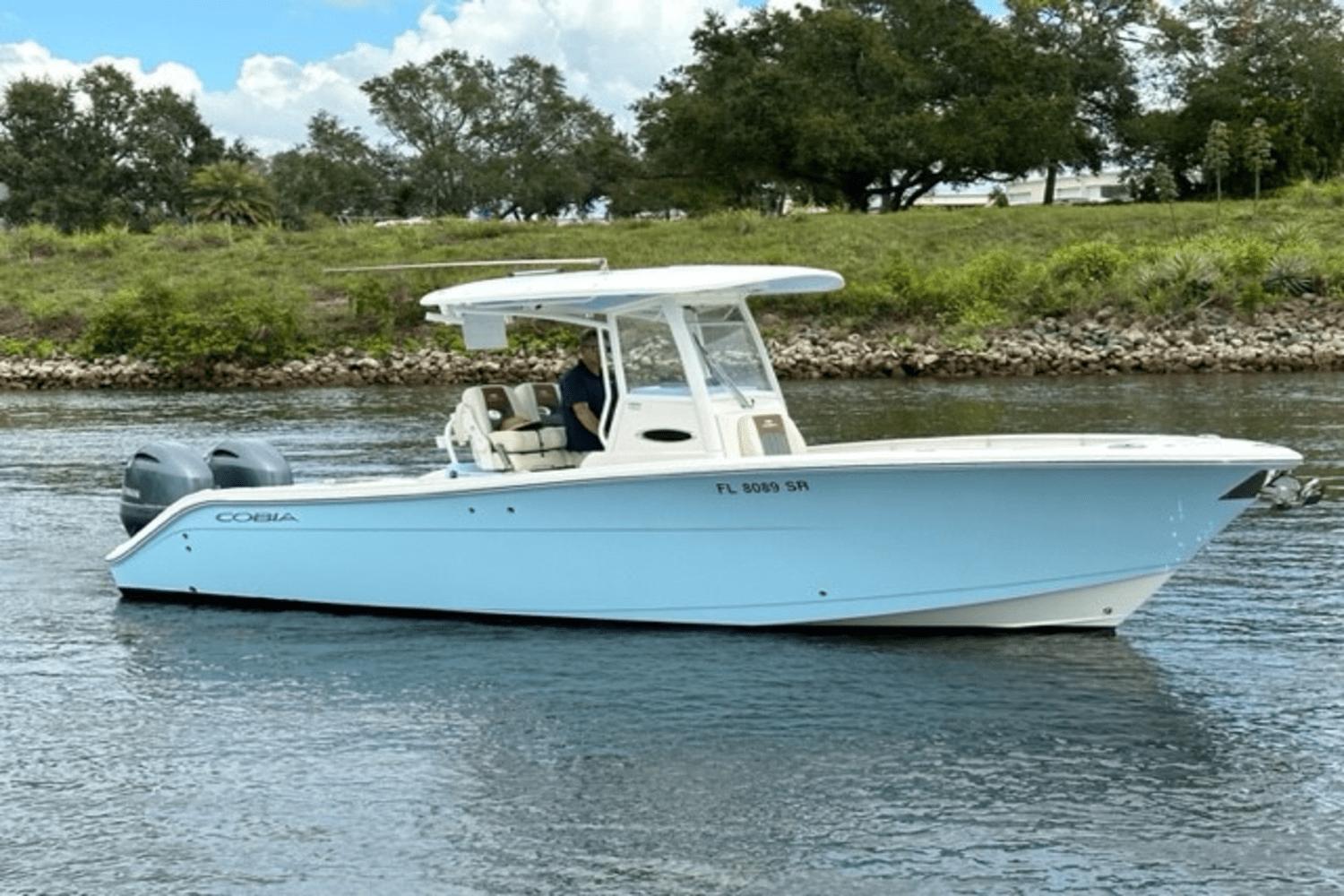 2020 Cobia 280 Center Console Sport Fishing for sale - YachtWorld
