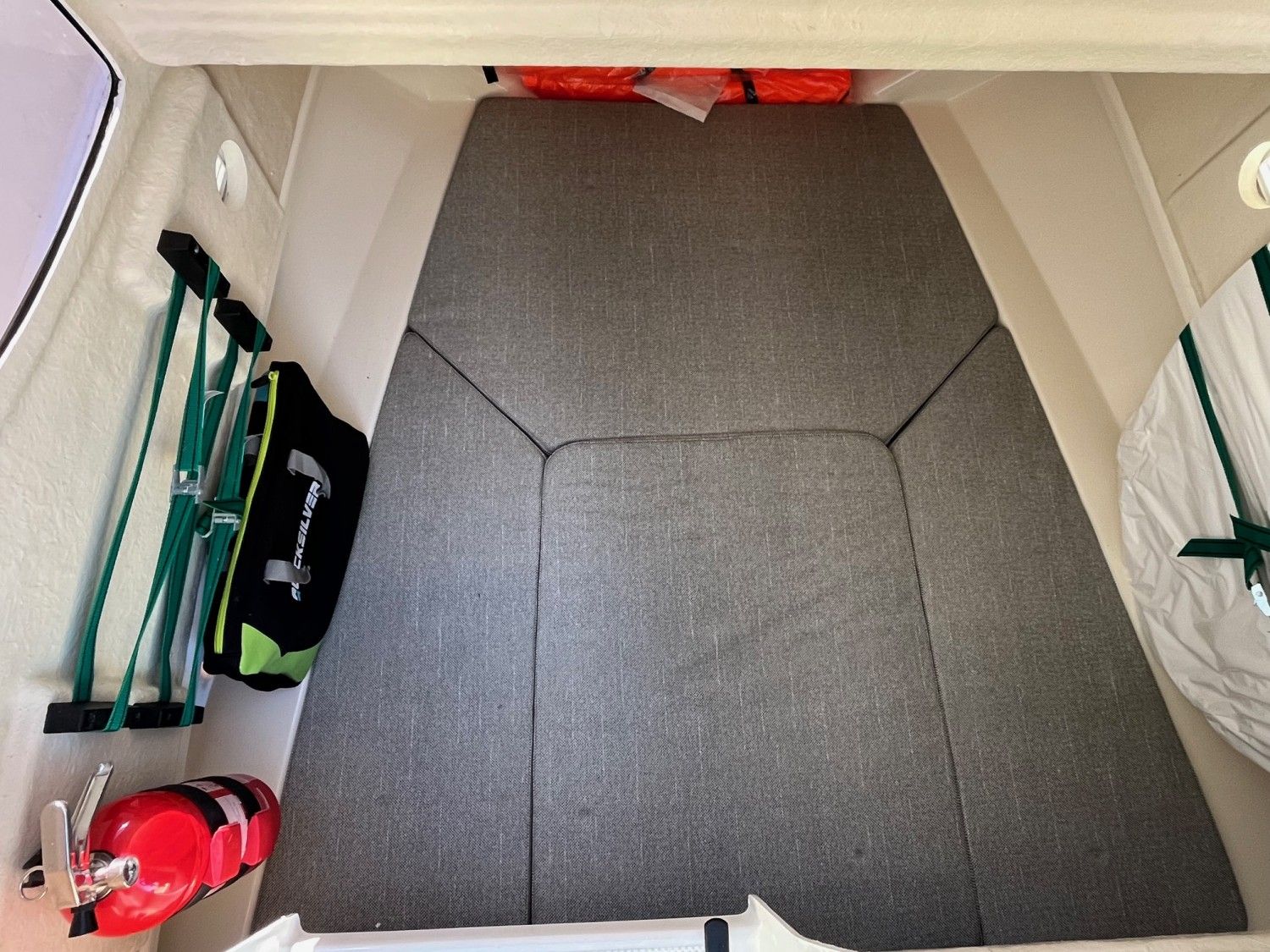 Used Quicksilver 705 Open Activ in 30 - Gard - iNautia