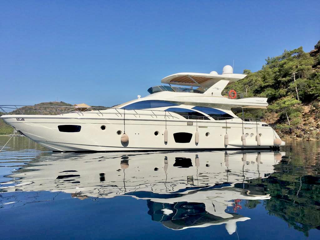 2008 Azimut 75 Yates a motor en venta - YachtWorld