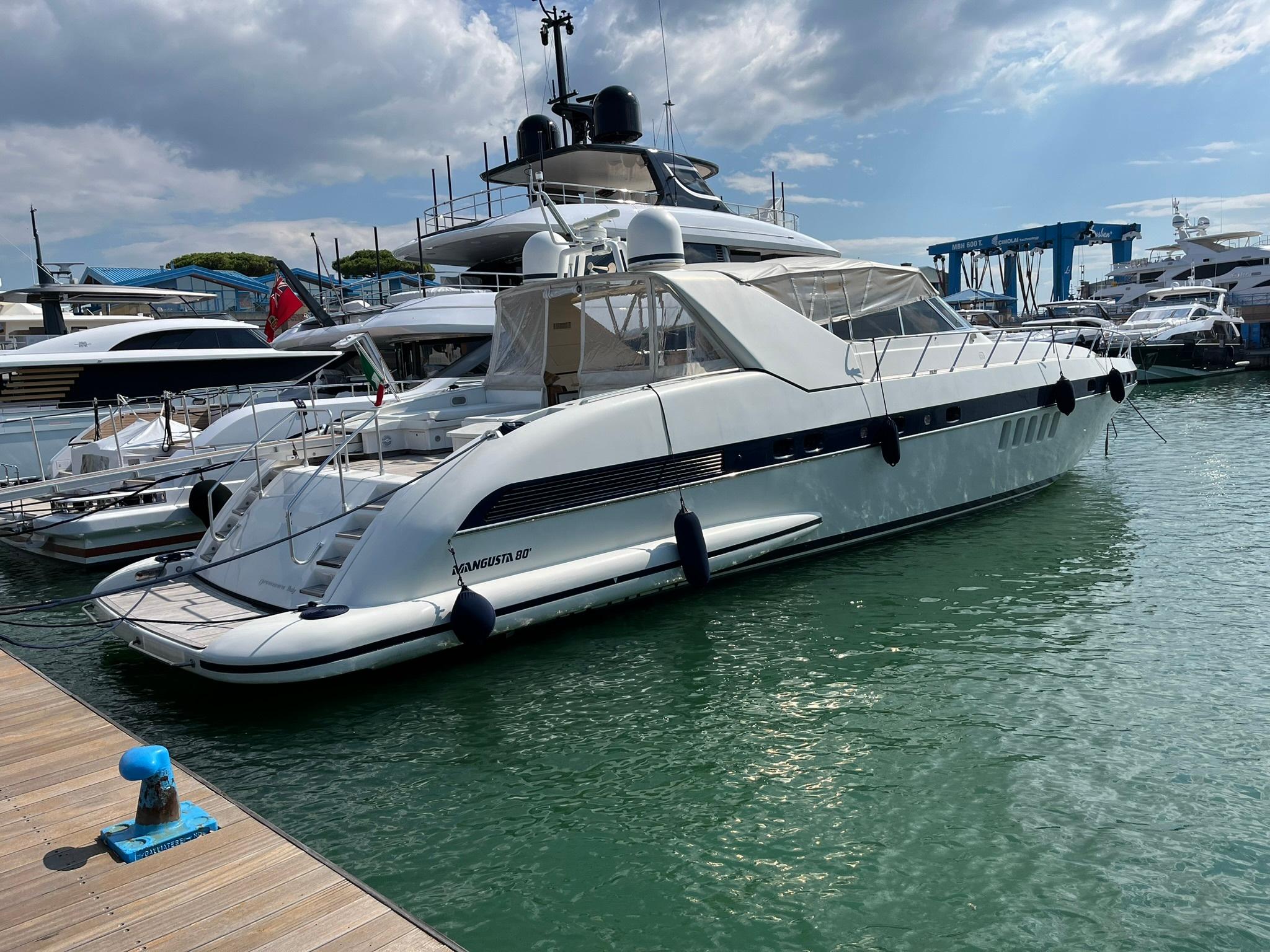 Mangusta MANGUSTA 80 | 1997 | 24m - Lucca | Boatshop24