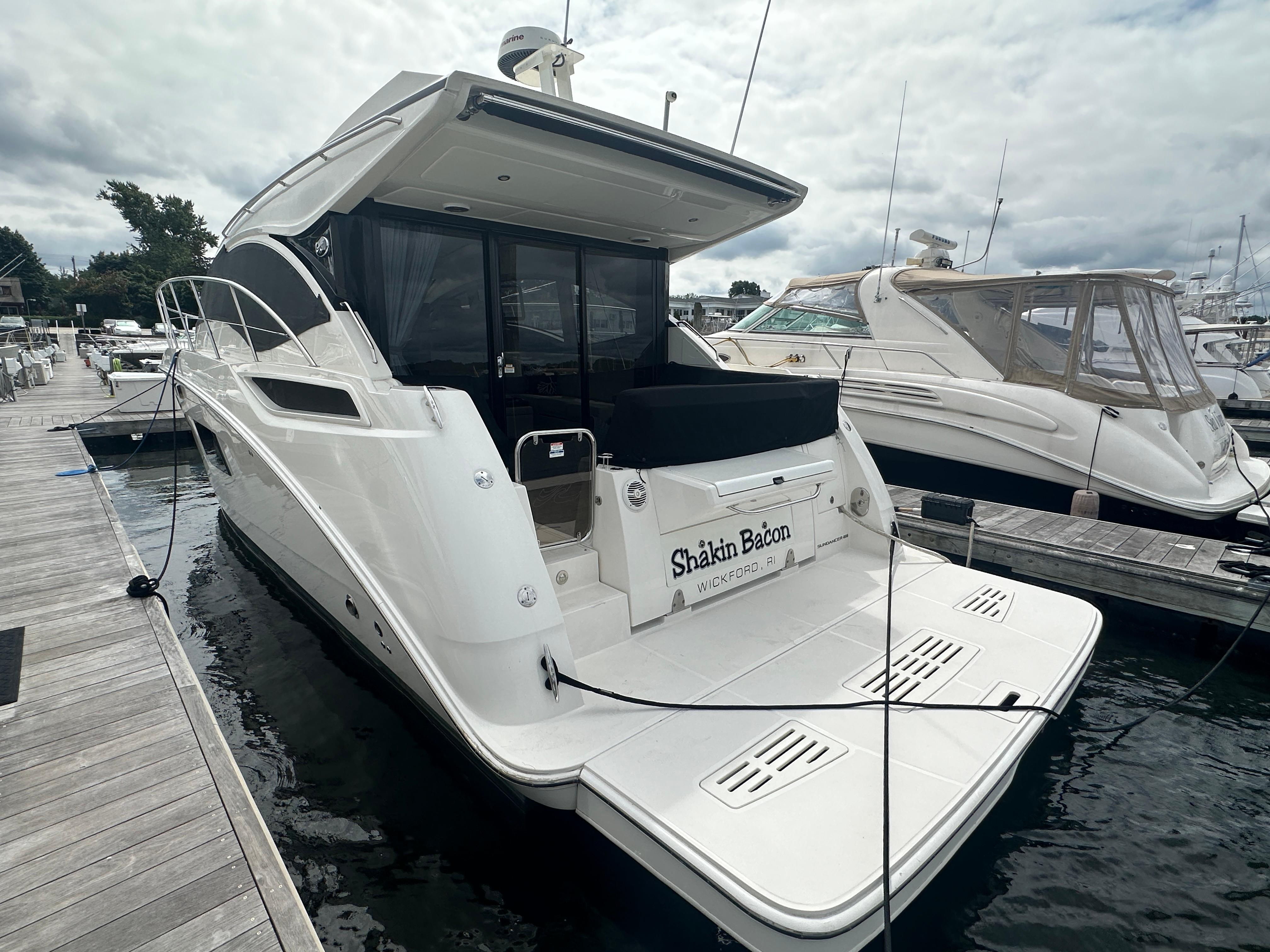 2018 Sea Ray 400 Sundancer Cruisere til salgs- YachtWorld