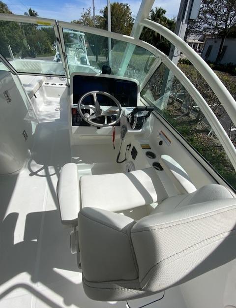2024 World Cat 230 DC Dual Console til salgs- YachtWorld