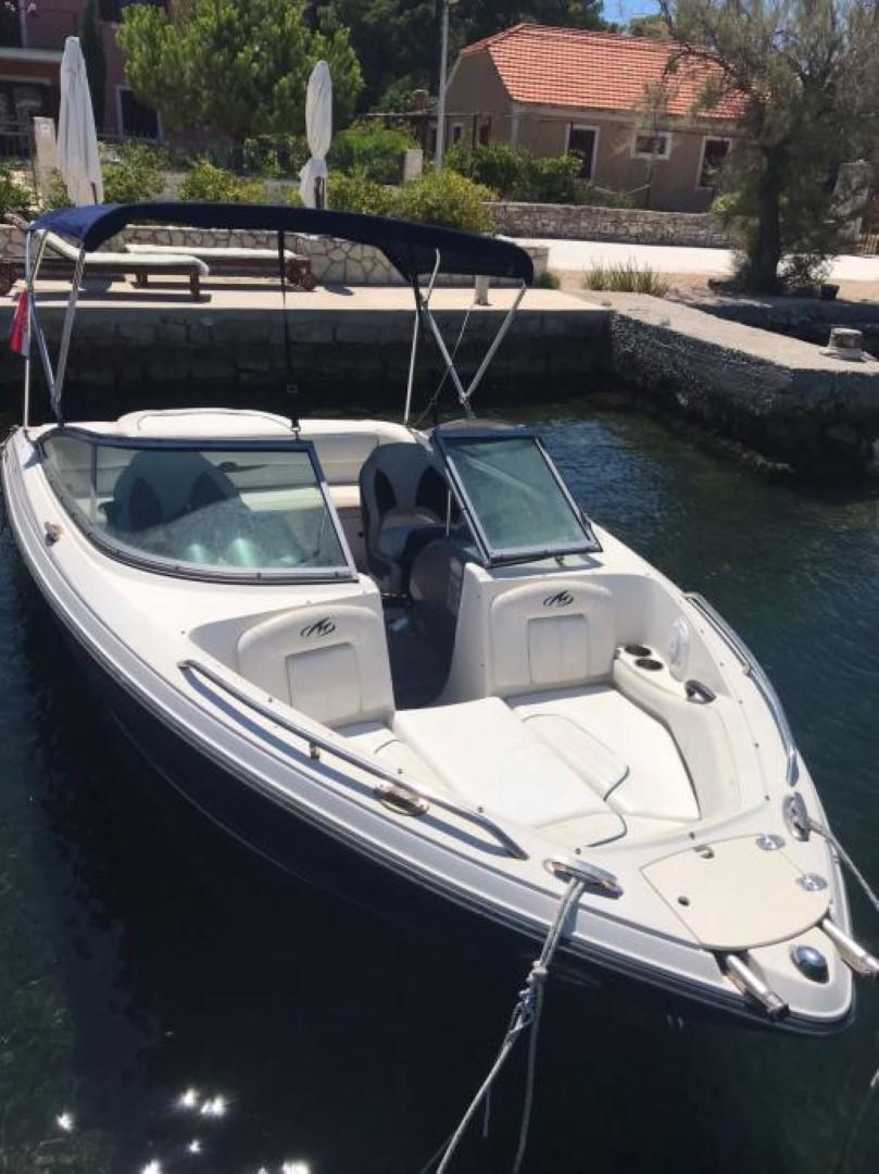 2008 Monterey 194 Fs Cruceros deportivos en venta - YachtWorld