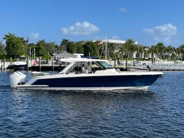 2023 Tiara Yachts 43 LS Yacht a motore in vendita- YachtWorld