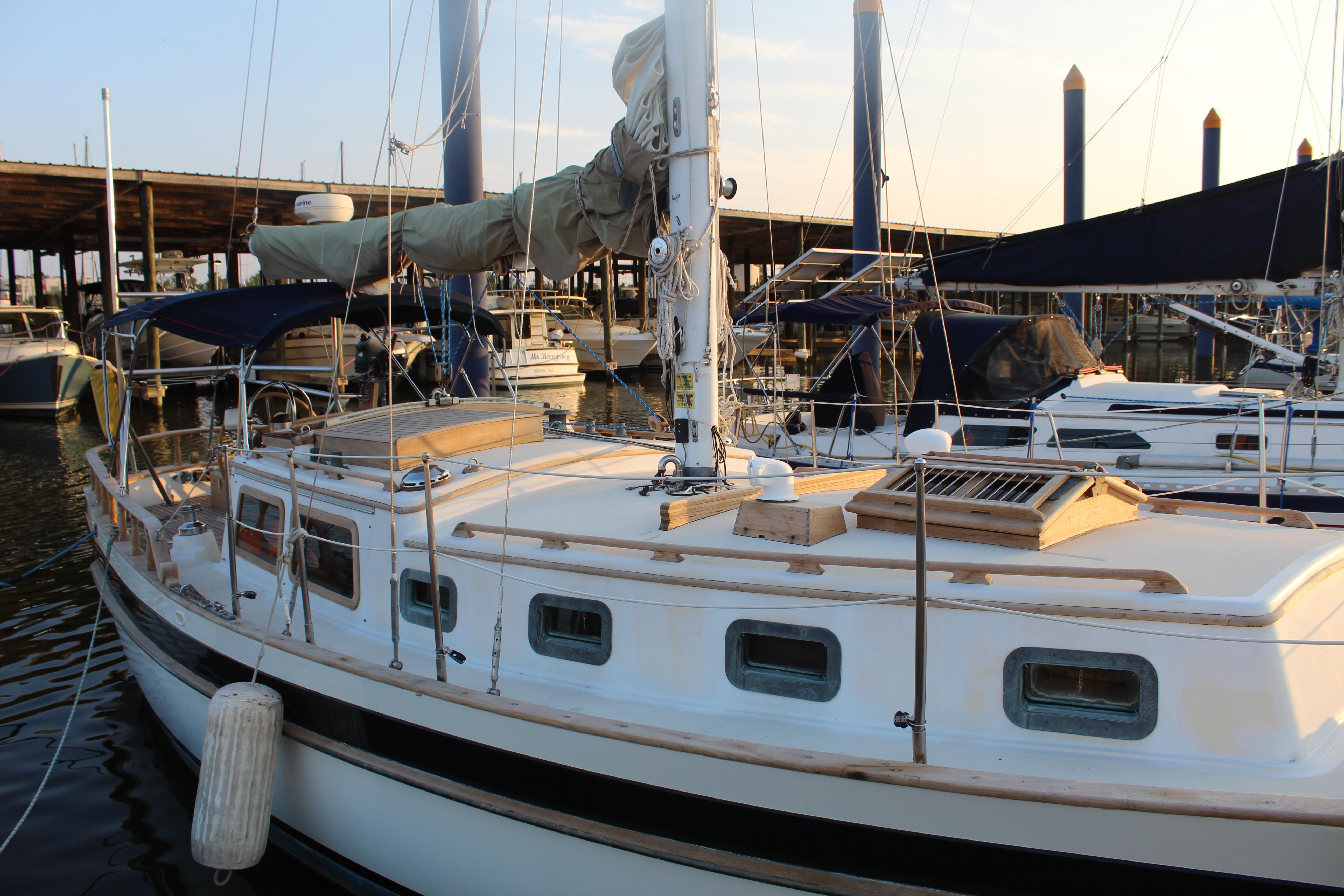 1987 Tayana Mariner 36 Sloop for sale - YachtWorld