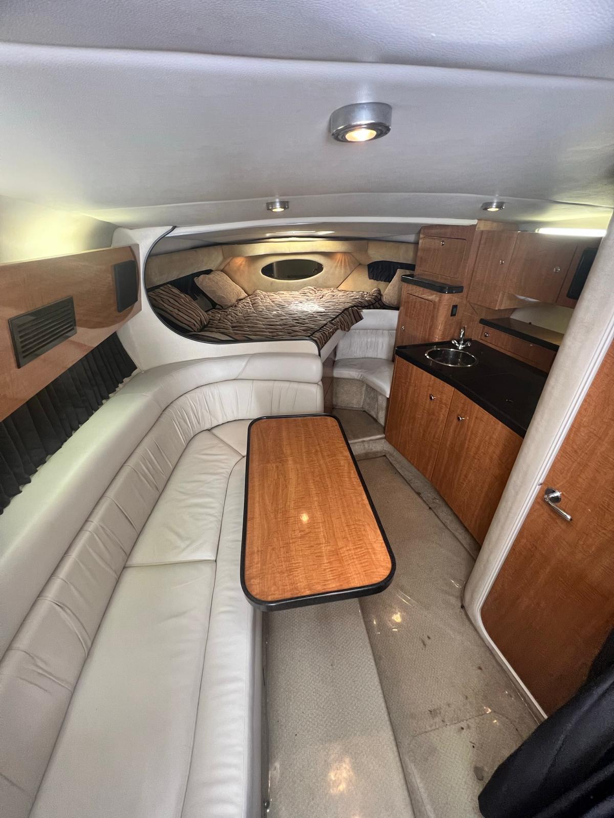 2004 Regal 3260 Commodore Express Cruiser for sale - YachtWorld