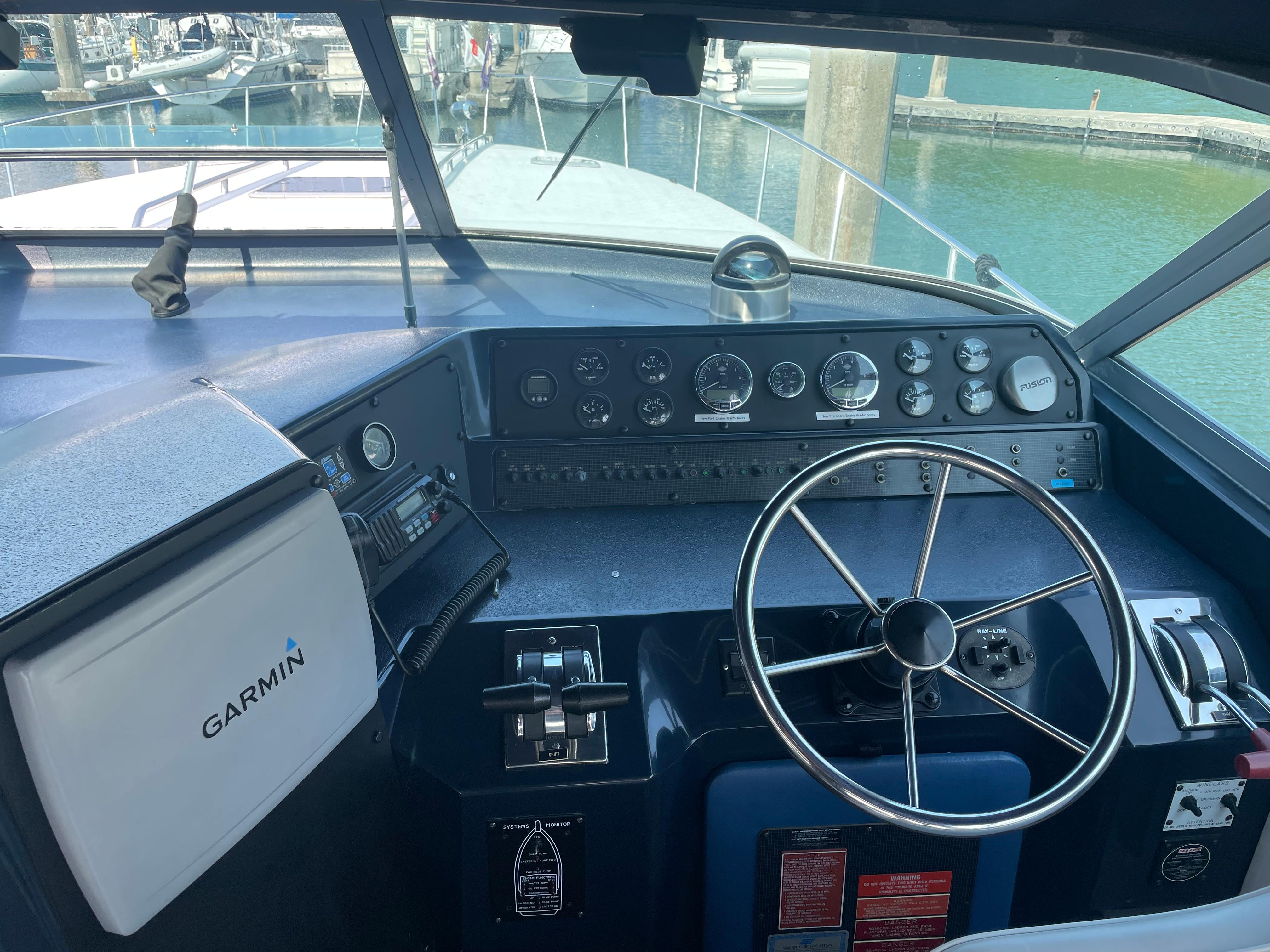 1989 Sea Ray 420 Sea Ray Express Cruiser for sale - YachtWorld