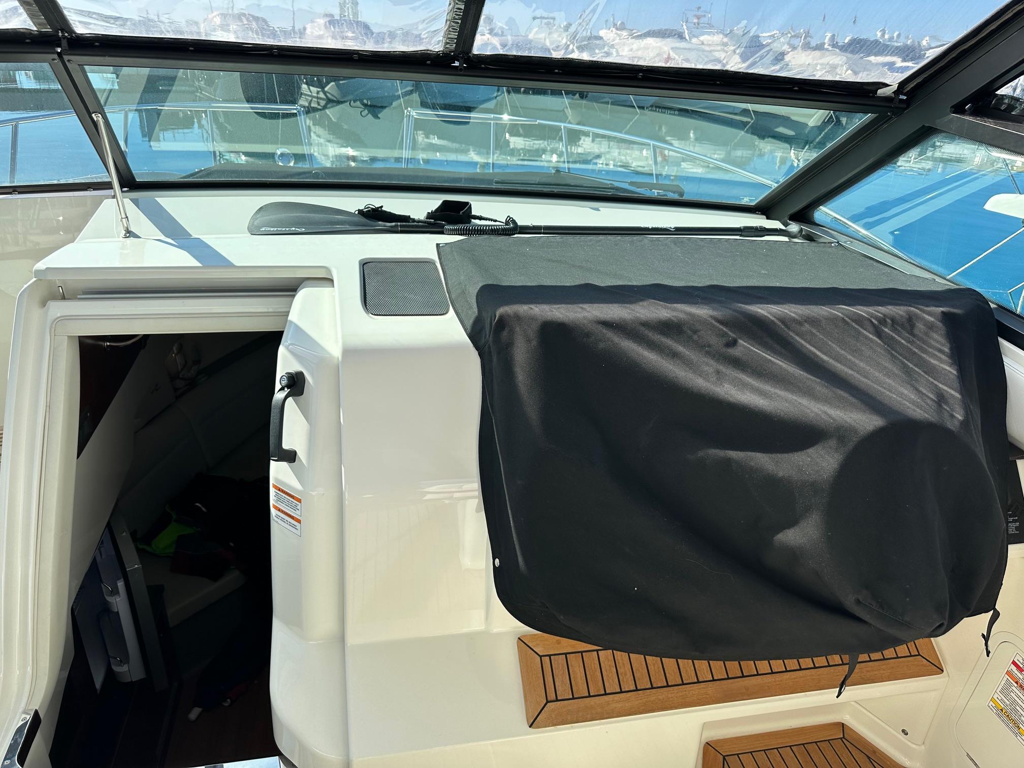 2022 Sea Ray 320 DAOE Cruiser for sale - YachtWorld