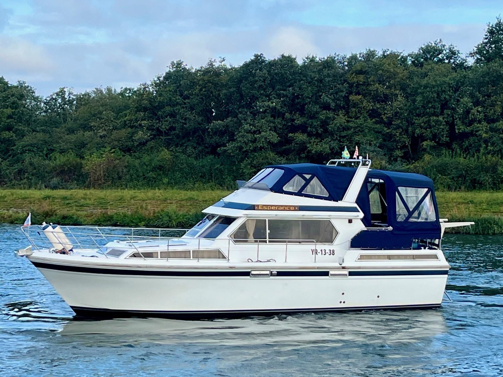 Used 1983 Neptunus 118 AK Flybridge | TopBoats