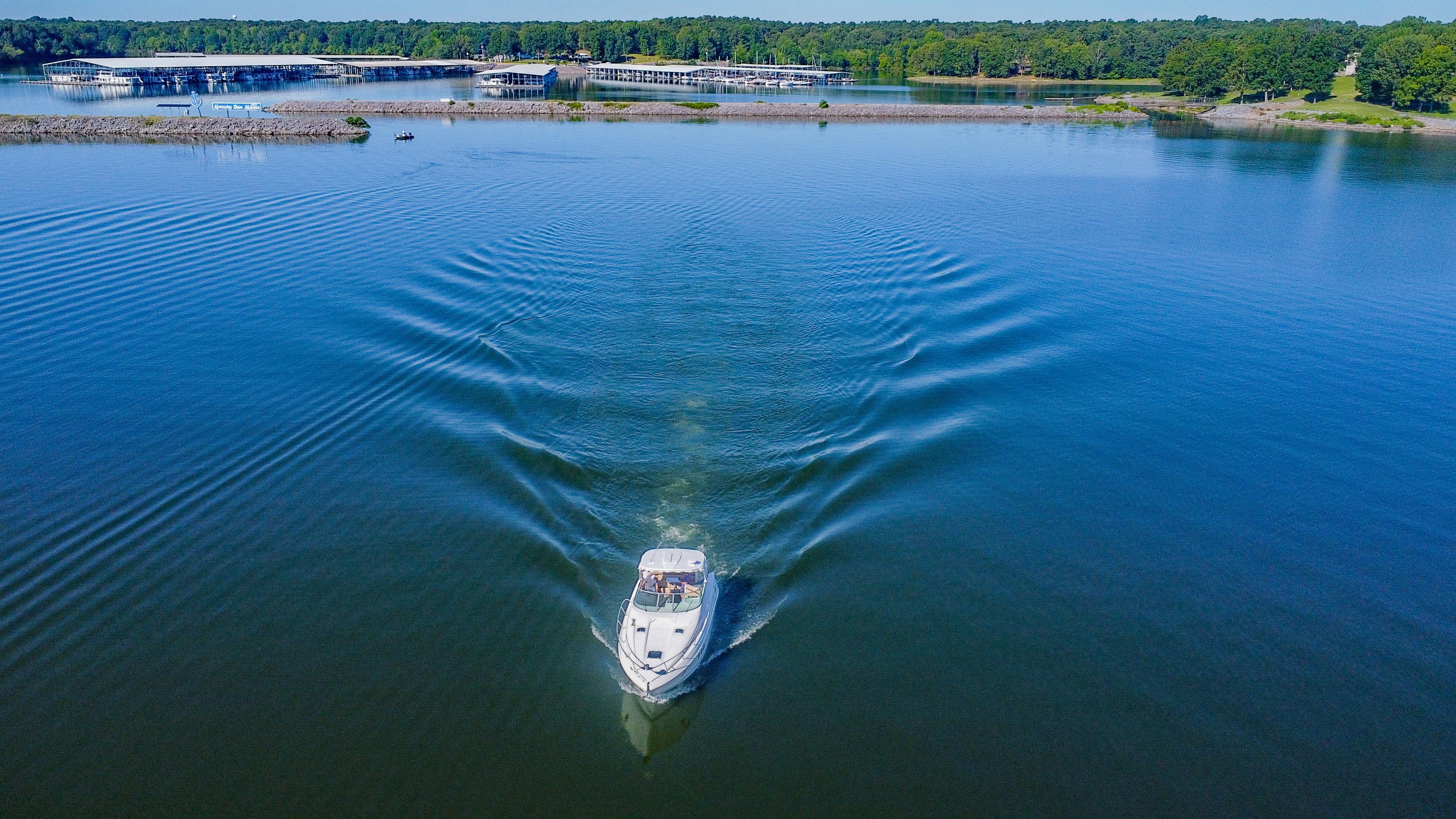 2009 Rinker 360 Express Cruiser Express Cruiser for sale - YachtWorld