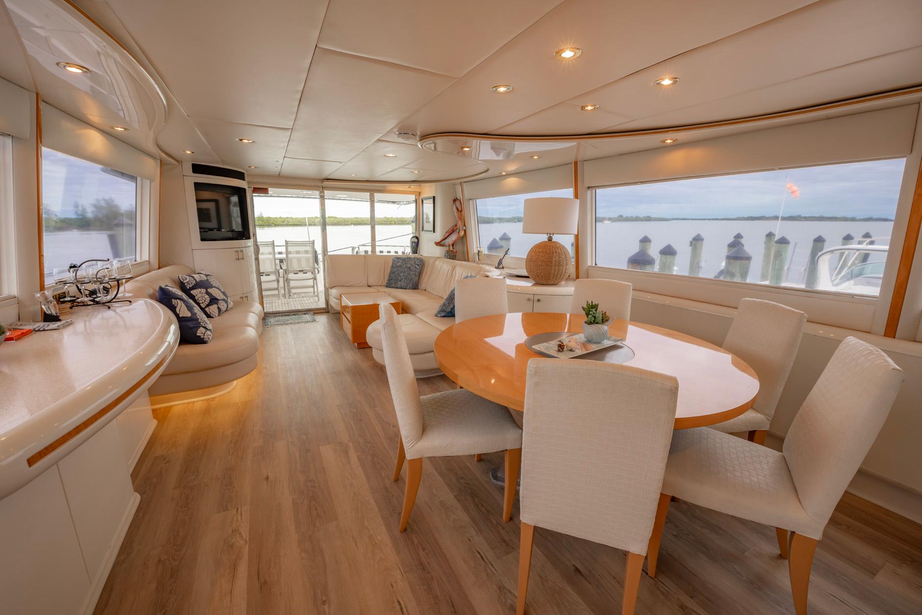 1997 Lazzara 76 Motor Yacht Motor Yachts for sale - YachtWorld