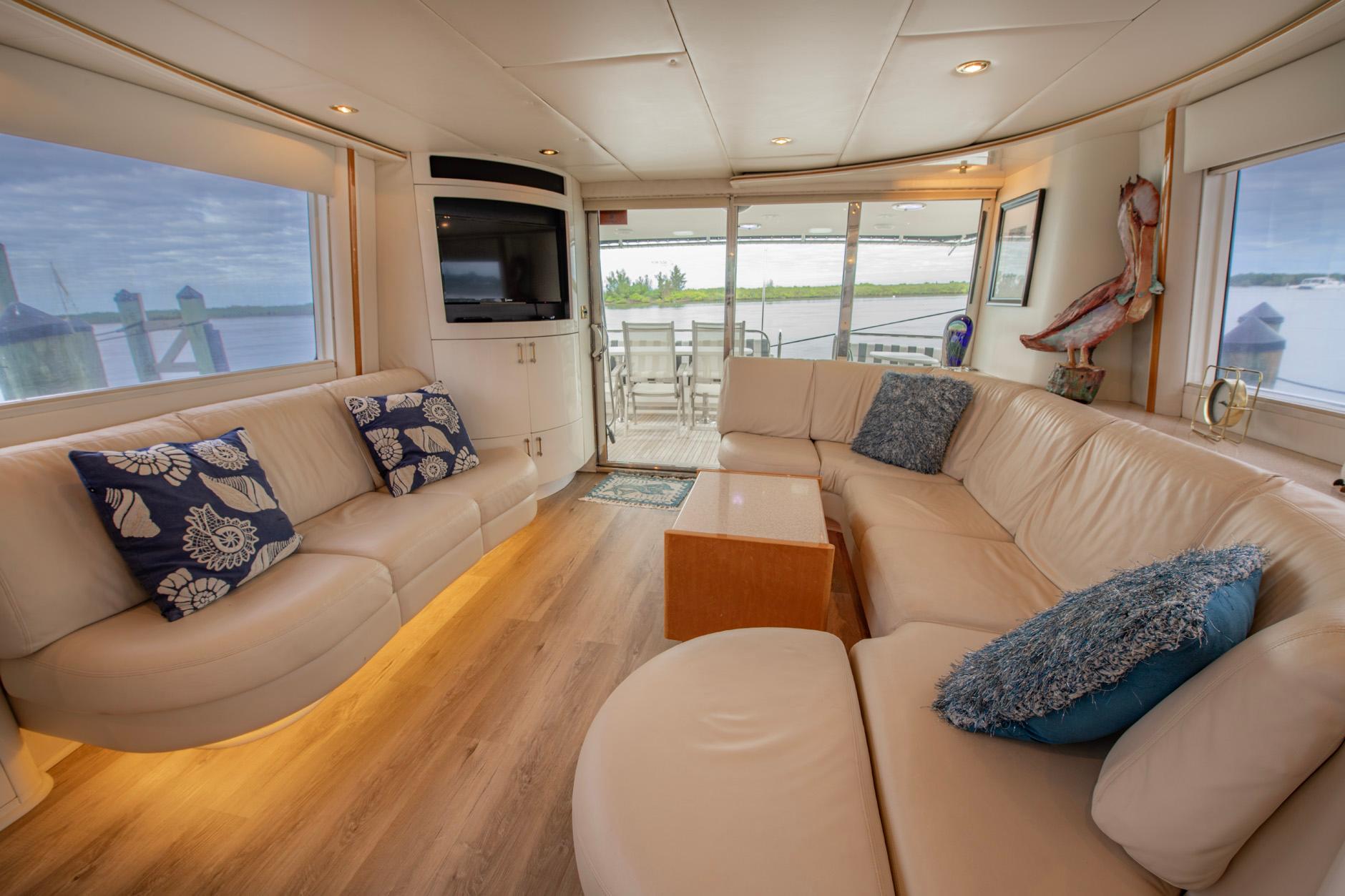 1997 Lazzara 76 Motor Yacht Motor Yachts for sale - YachtWorld