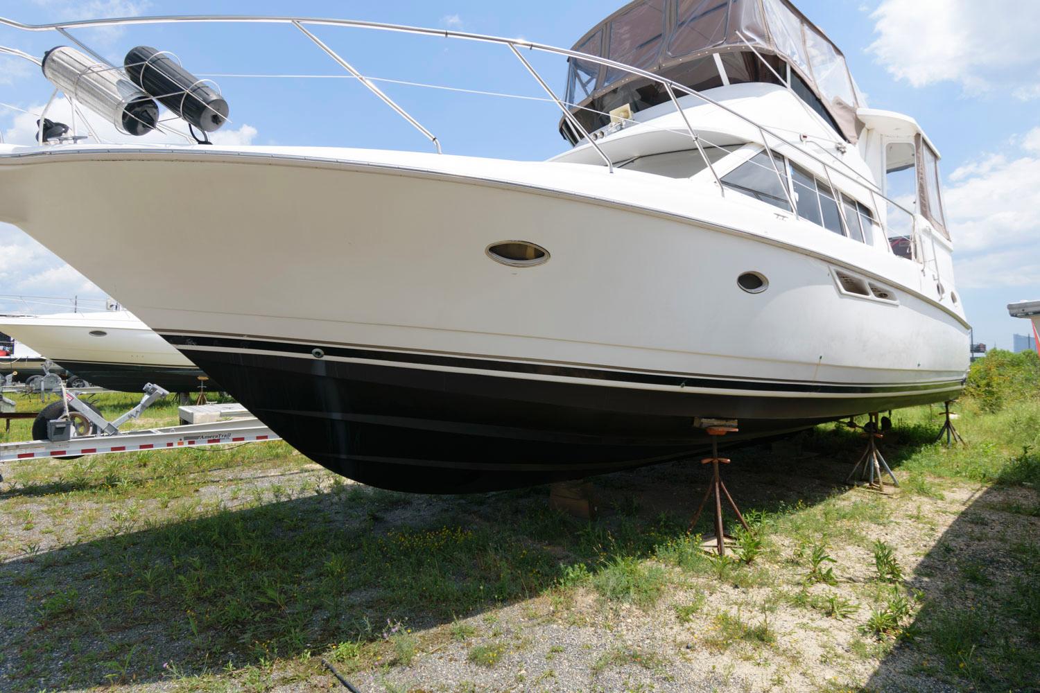 1998 Silverton 402 Motor Yacht Motor Yacht for sale - YachtWorld