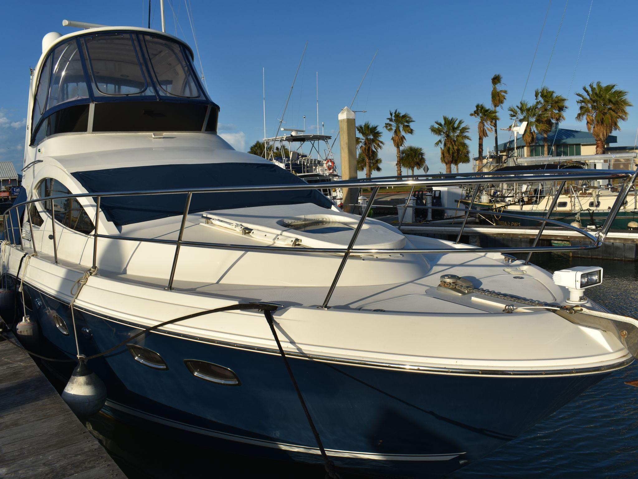 2012 Sea Ray 450 Sedan Bridge Motor Yacht for sale - YachtWorld