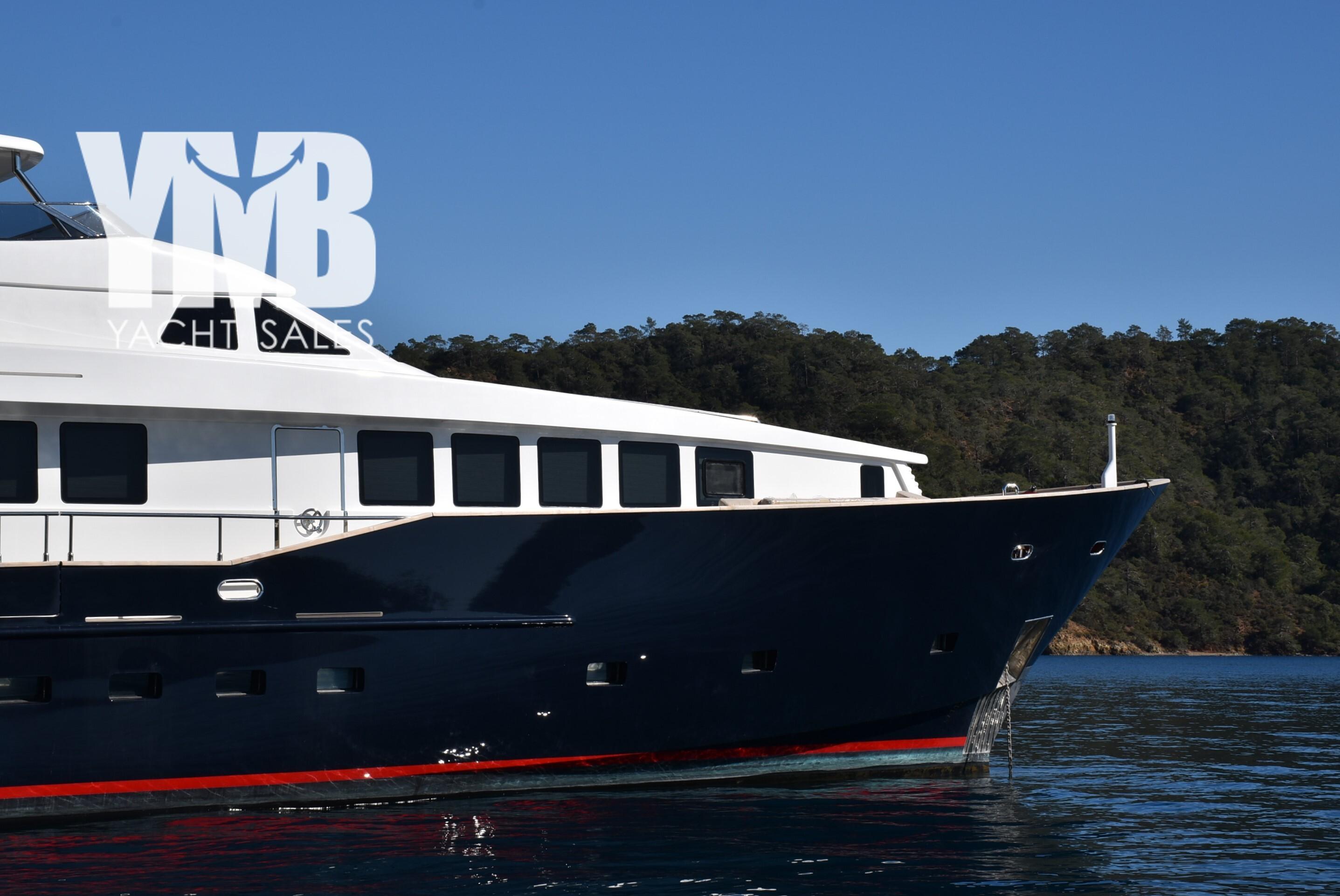 2002 Motor Yachts Bugari for sale - YachtWorld