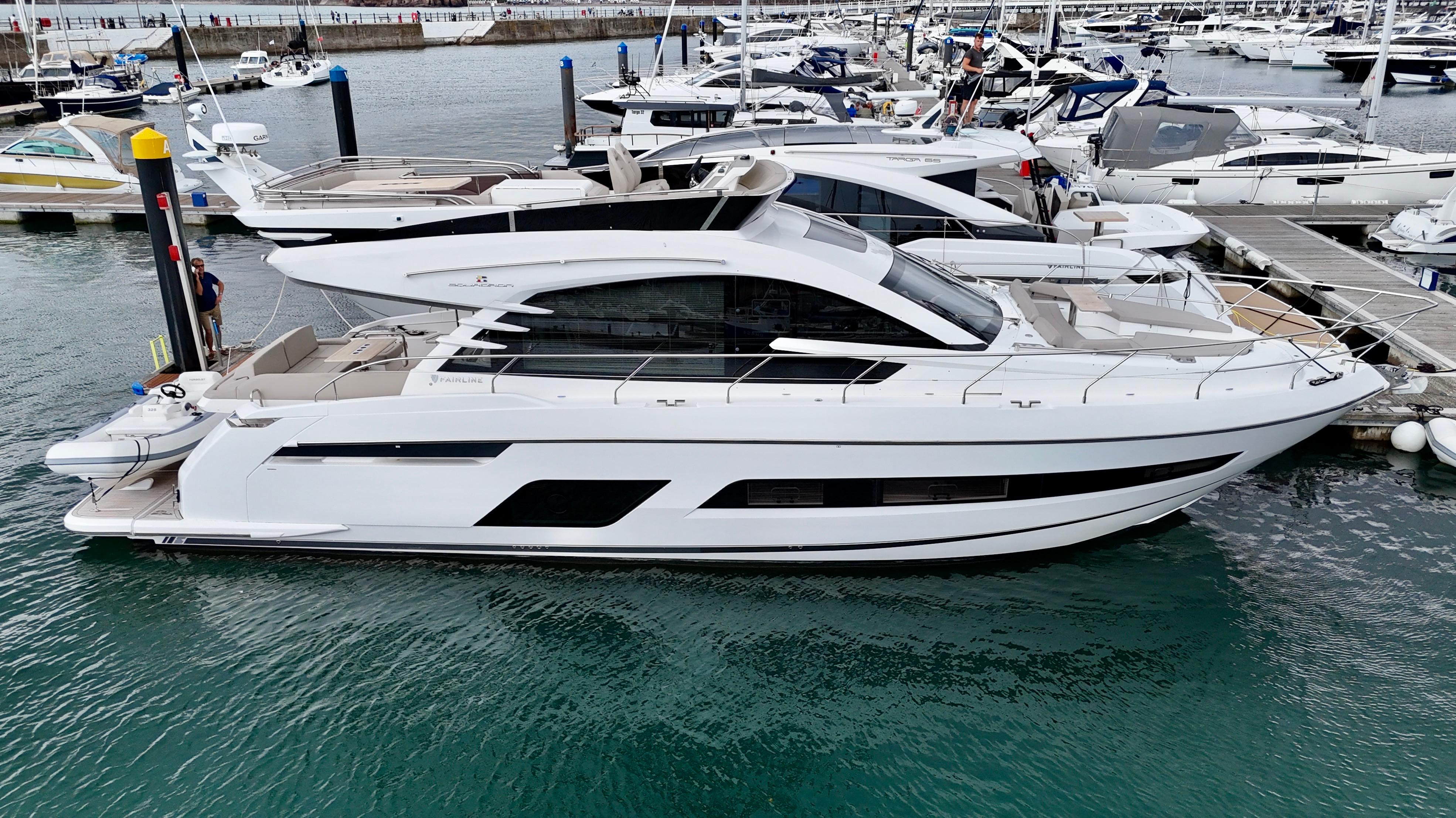 2018 Fairline Squadron 53 Flybridge for sale - YachtWorld