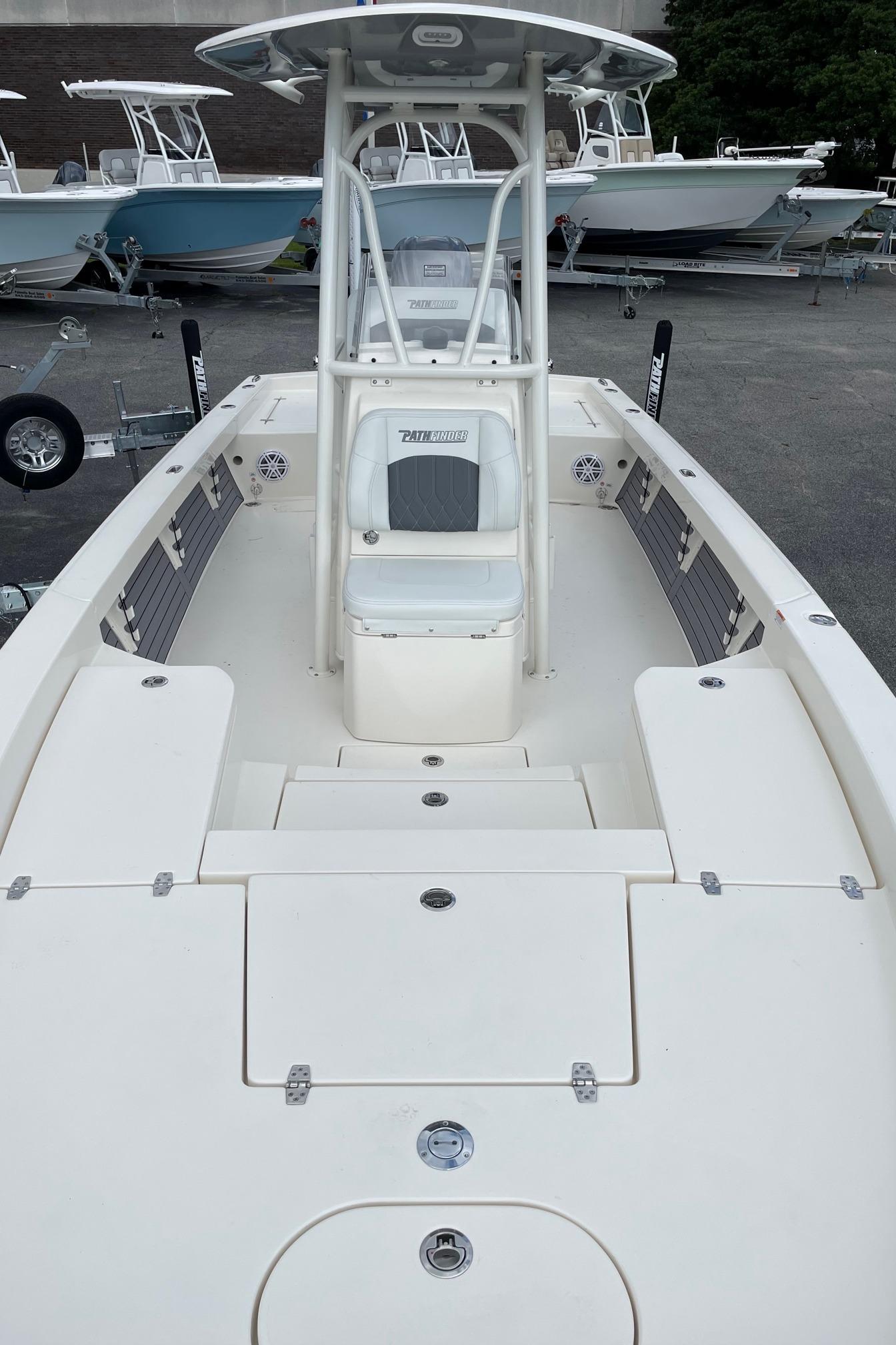2024 Pathfinder 2600 HPS Center Console Boote Kaufen - YachtWorld