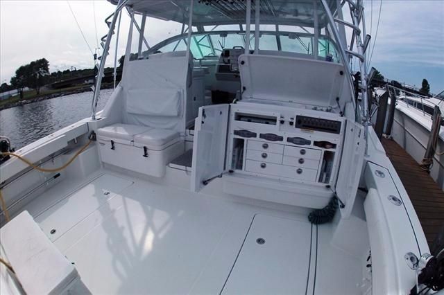 2011 Rampage 41 Express - Weber Yachts