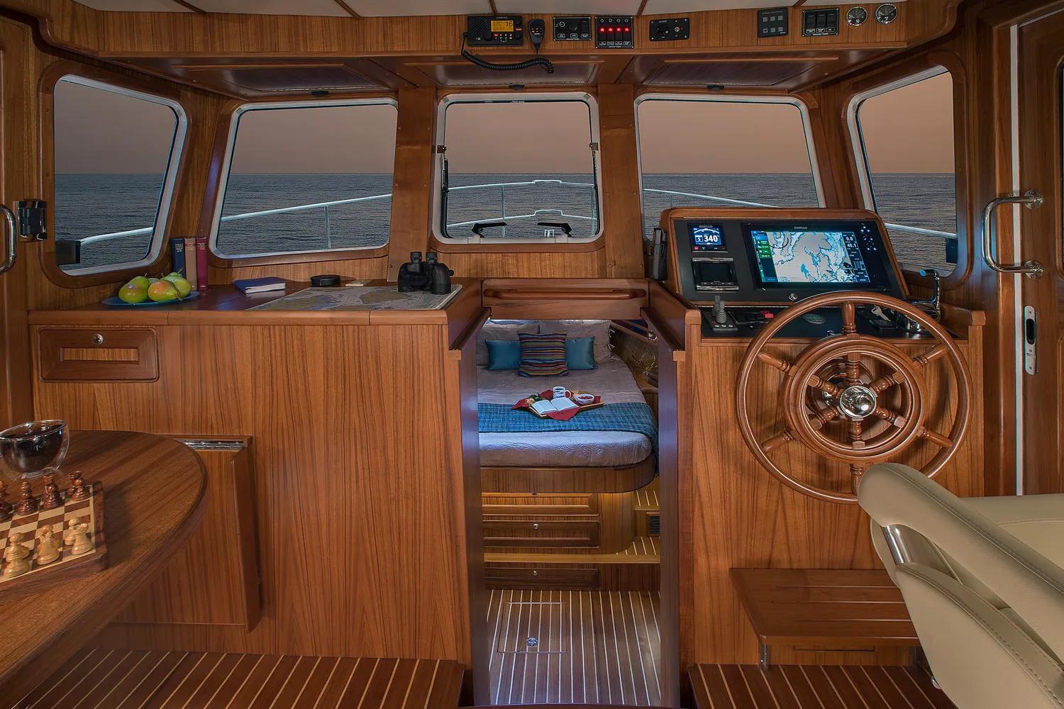 2025 Helmsman Trawlers 38E Pilothouse Trawlers en venta - YachtWorld