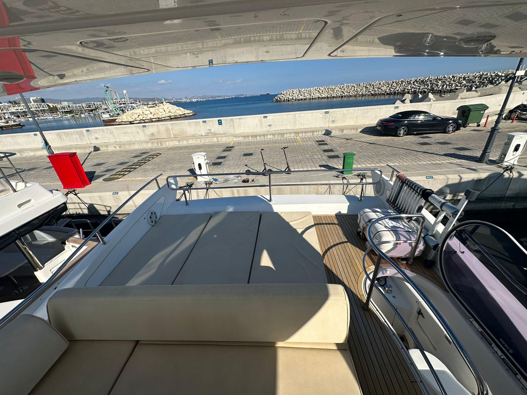 2014 Azimut 64 Flybridge for sale - YachtWorld