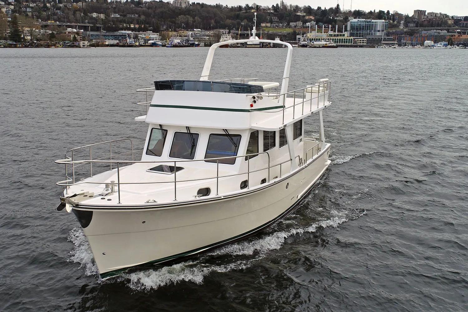2026 Helmsman Trawlers 38E Sedan Trawler for sale - YachtWorld