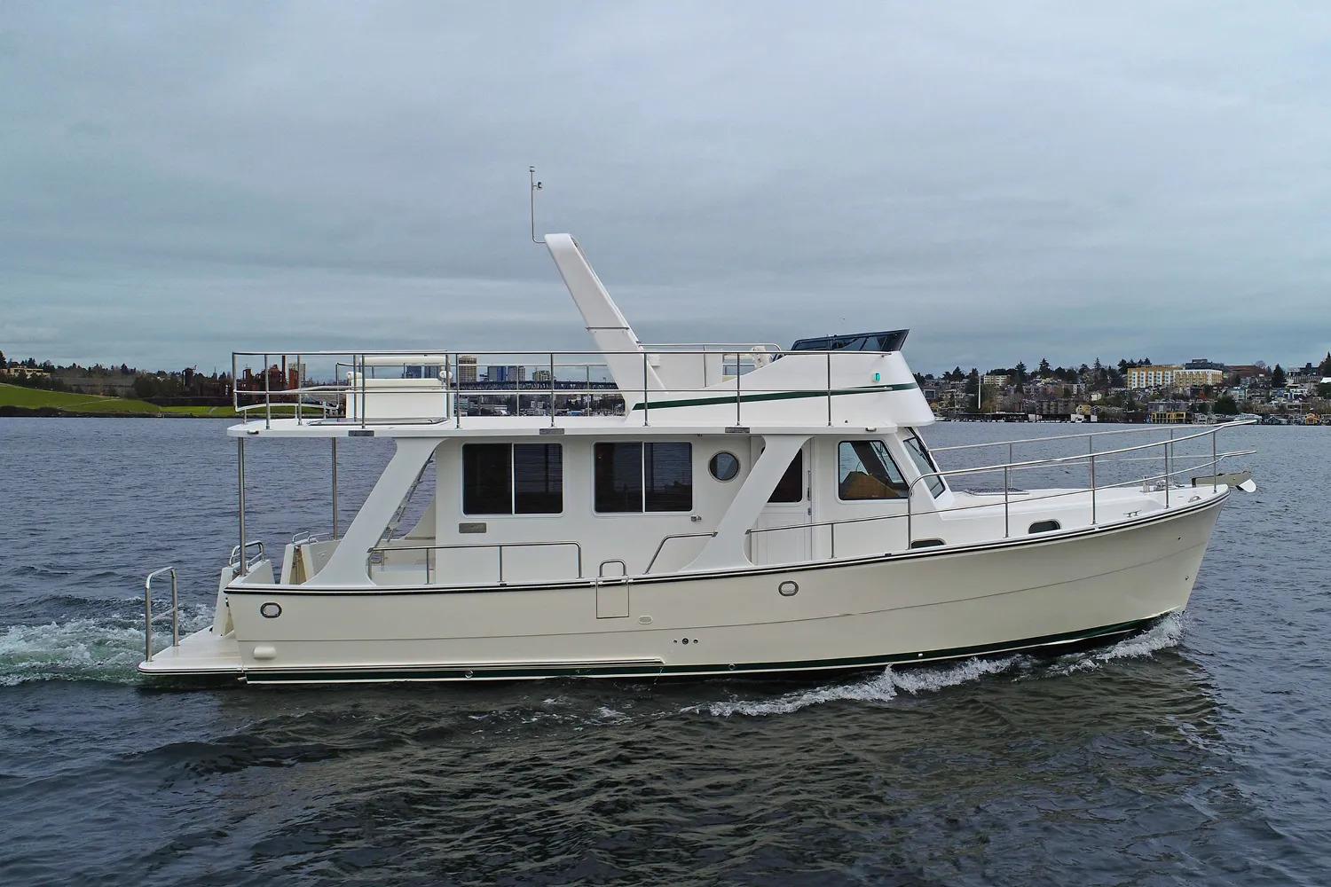 2026 Helmsman Trawlers 38E Sedan Trawler for sale - YachtWorld