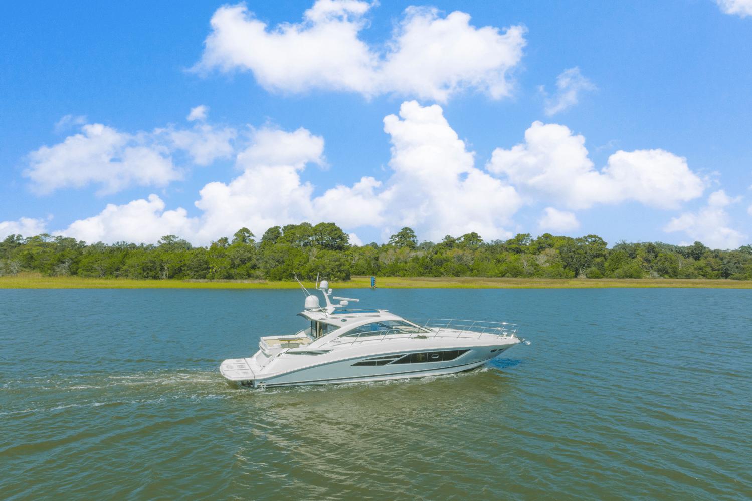 2013 Sea Ray 510 Sundancer Motor Yachts for sale - YachtWorld