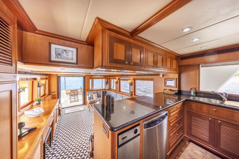 2008 Outer Reef Yachts 650 Motor Yacht - Weber Yachts