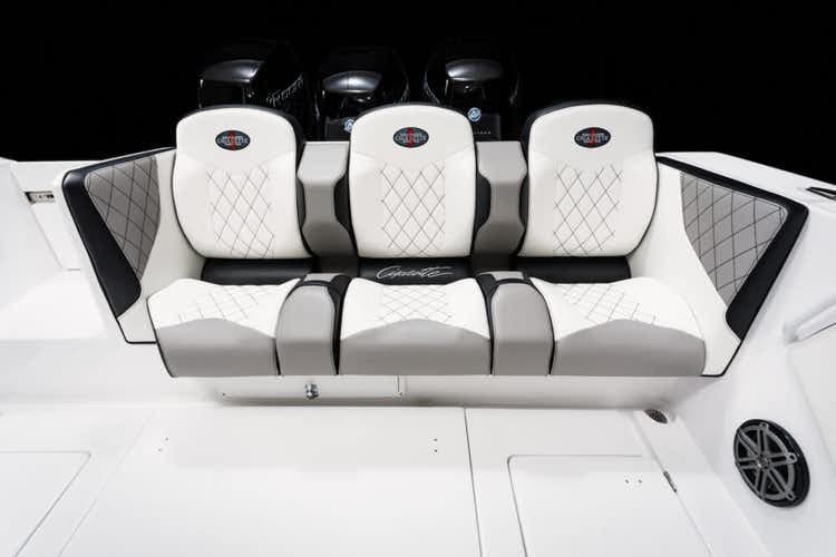 2025 Cigarette 39 GTS Center Console for sale - YachtWorld