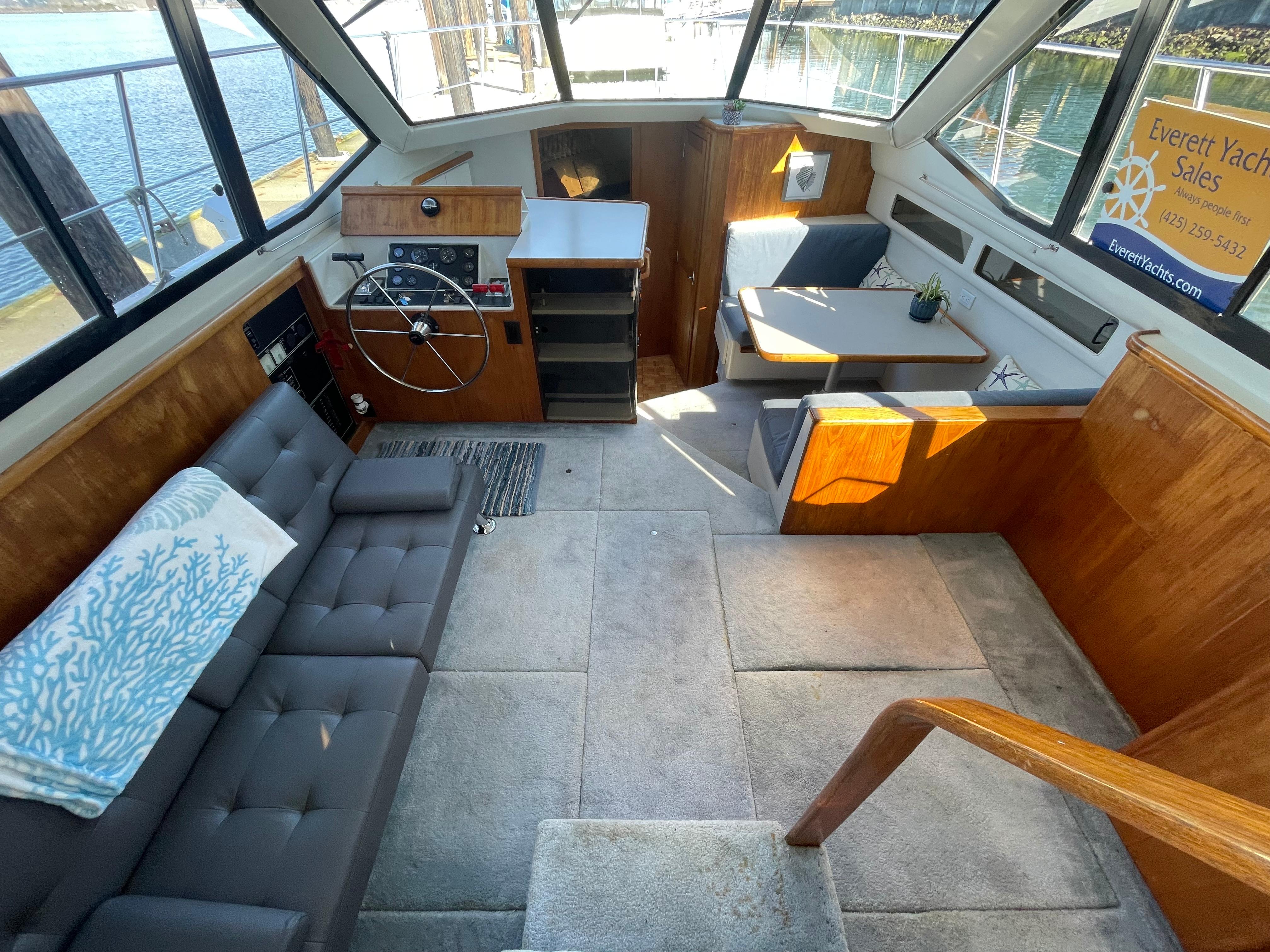 1993 Carver 390 Bateaux de plaisance à vendre - YachtWorld