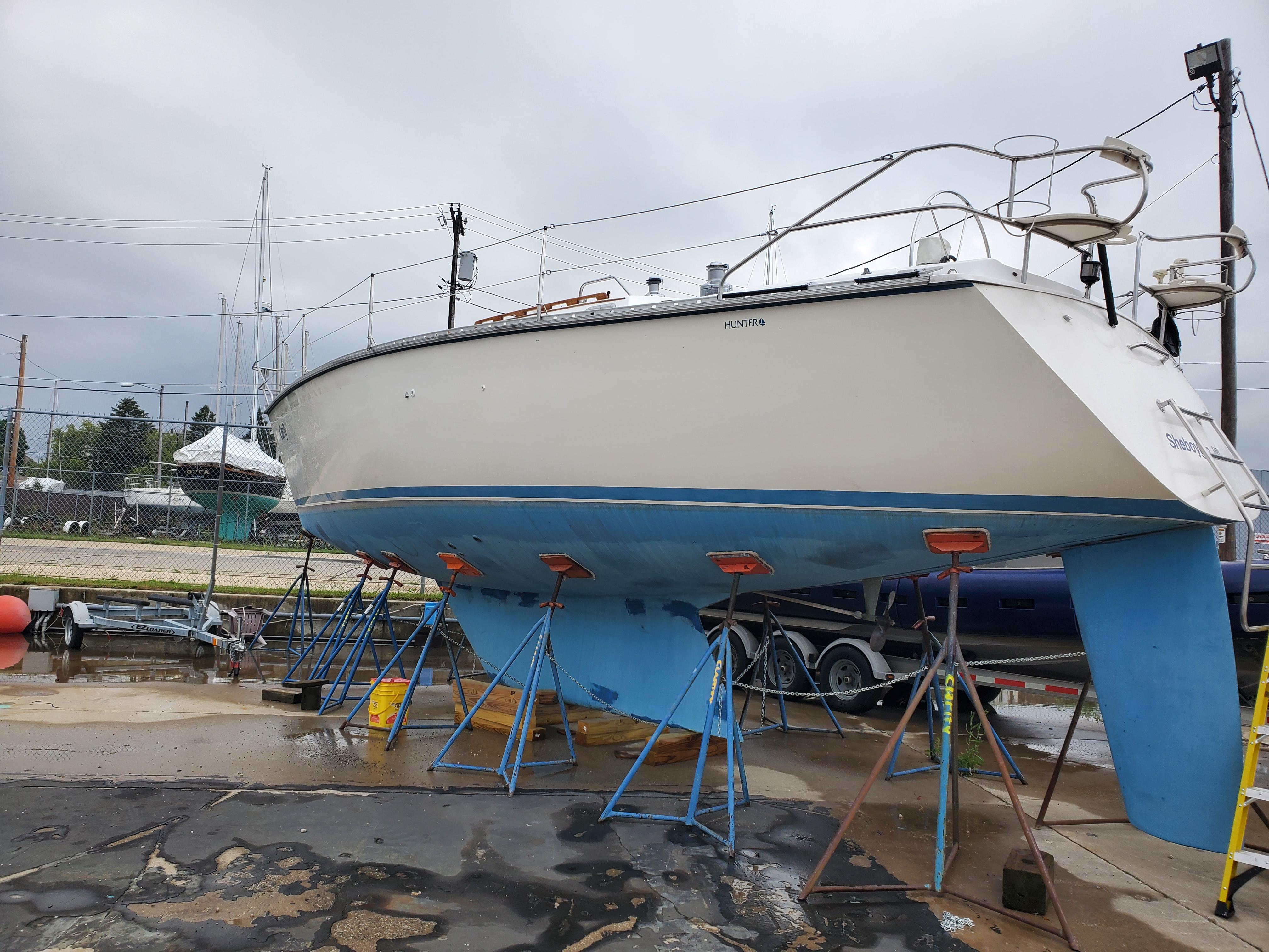 1986 Hunter 40 Legend Daysailers Kaufen - YachtWorld