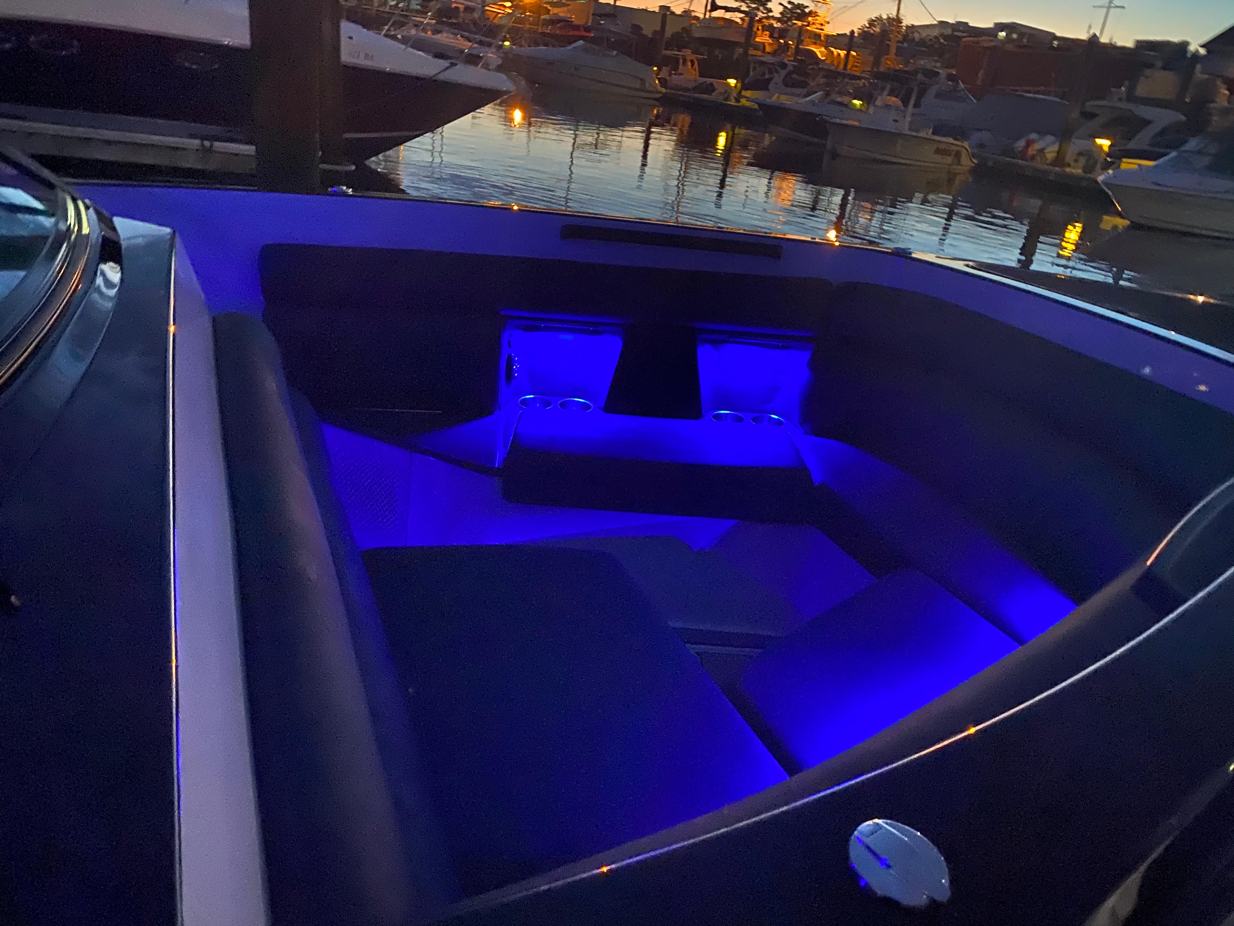 2020 Aviara AV32 I/O Bowrider for sale - YachtWorld