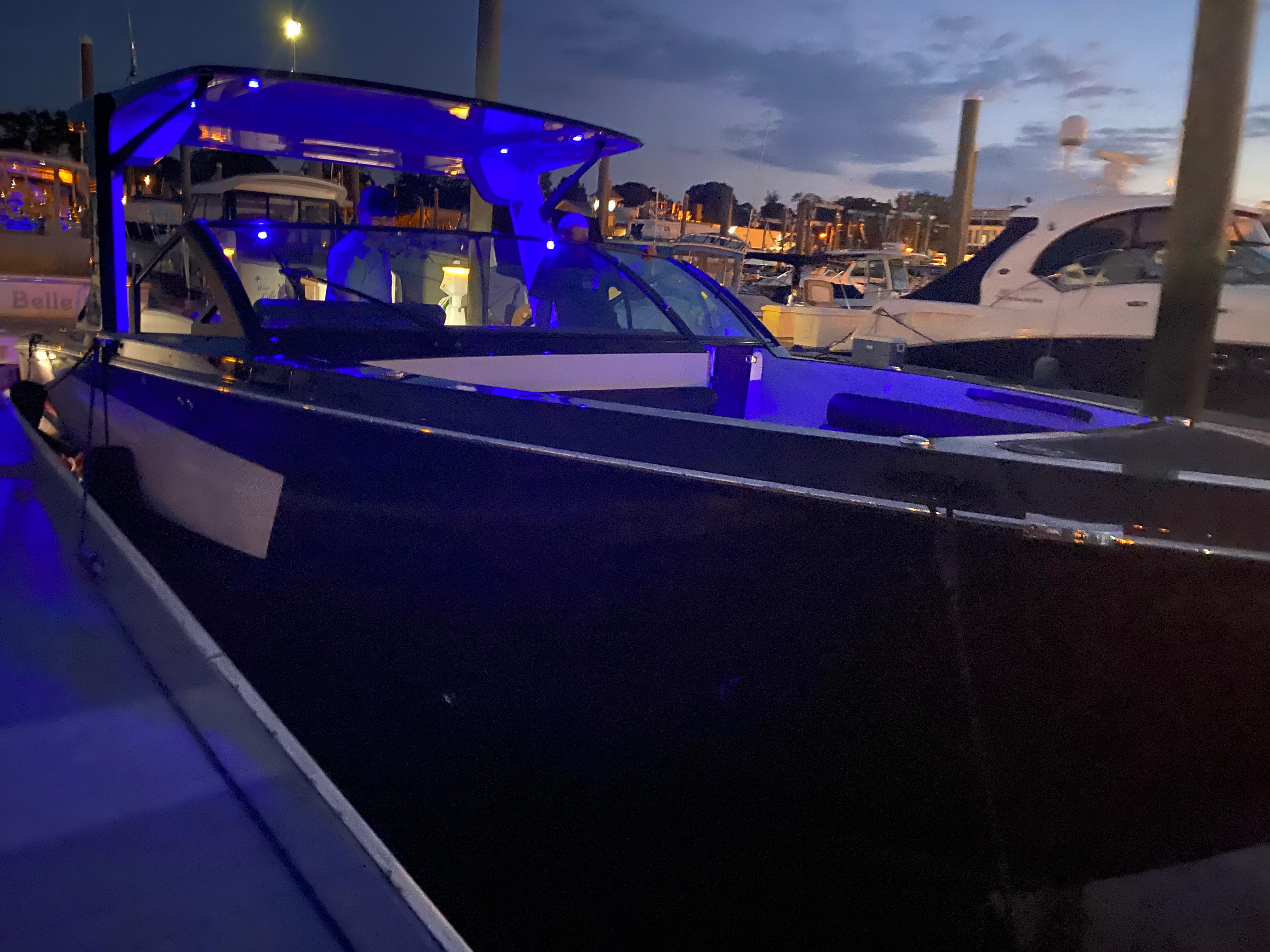 2020 Aviara AV32 I/O Bowrider for sale - YachtWorld