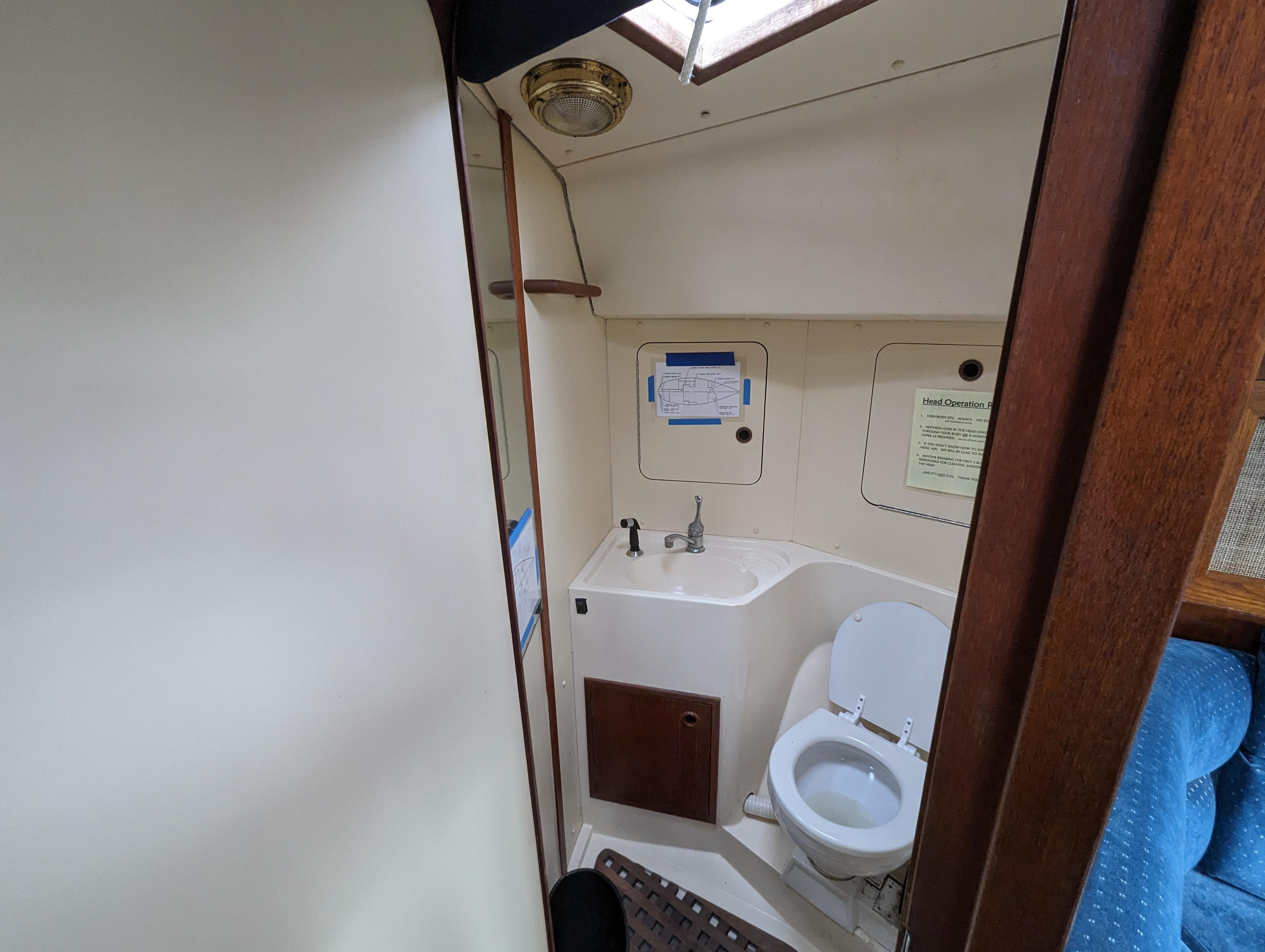 1989 Canadian Sailcraft CS36 Merlin Sloop for sale - YachtWorld