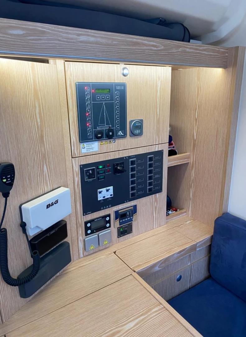 2017 Hanse 505 Cruiser for sale - YachtWorld